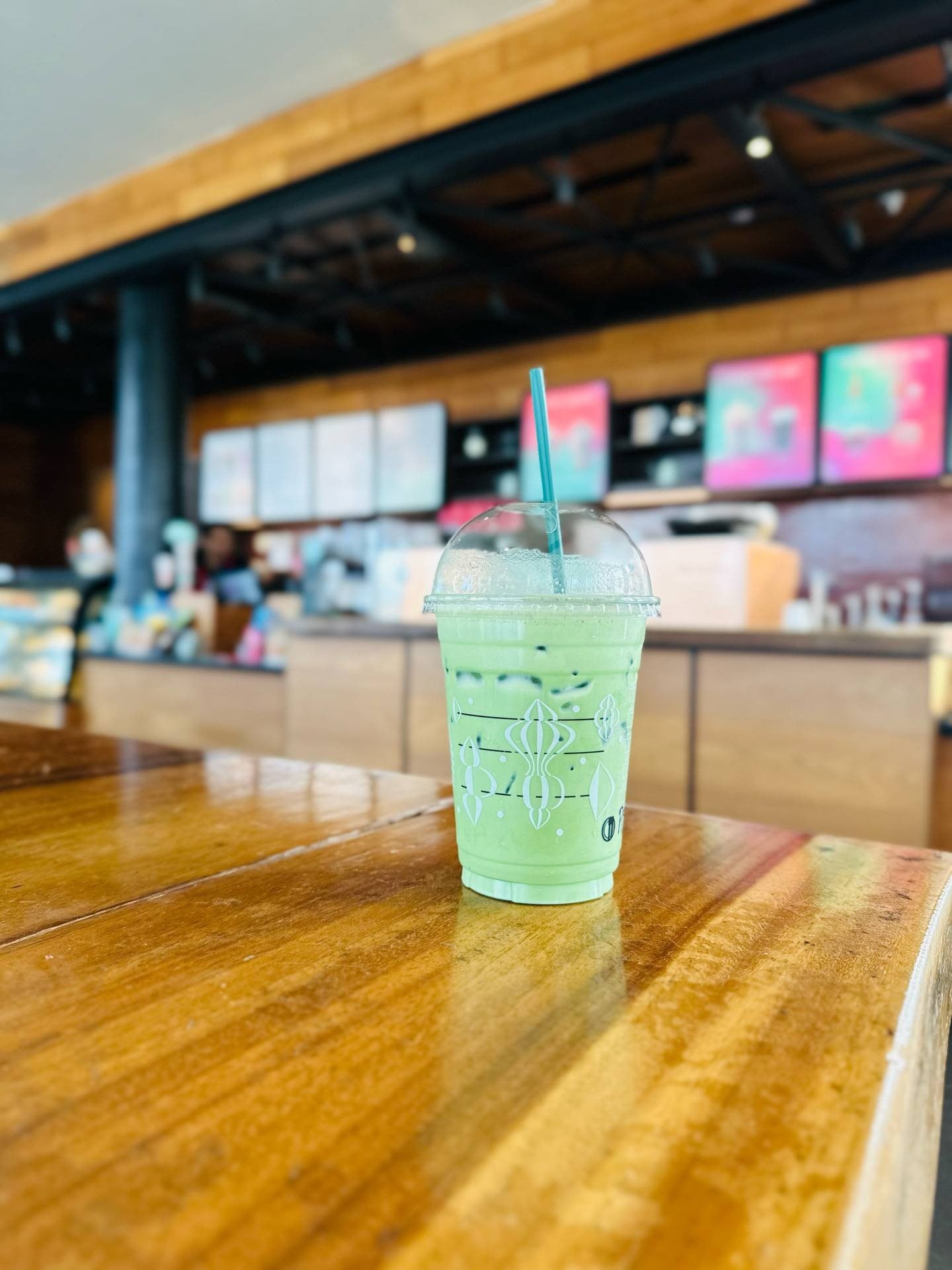 รีวิว Starbucks Robinson Surin - สาขานี้ ที่โรบินสัน สุรินทร์