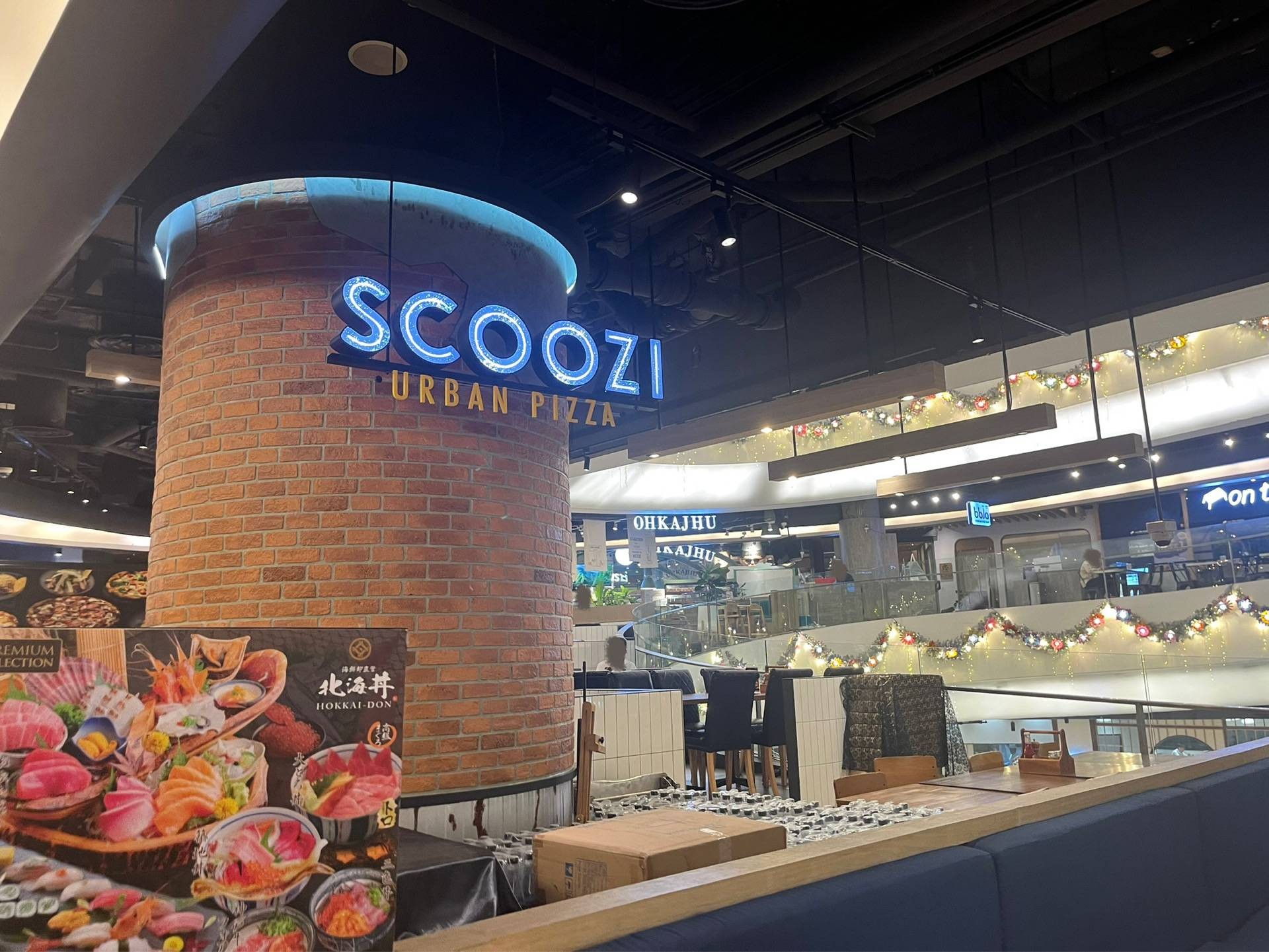 รีวิว Scoozi Urban Pizza EmQuartier ชั้น6 ตึกA - Scoozi Urban Pizza 🍕🍝 ร้านพิซซ่าสปาเกตตี้สูตร ...