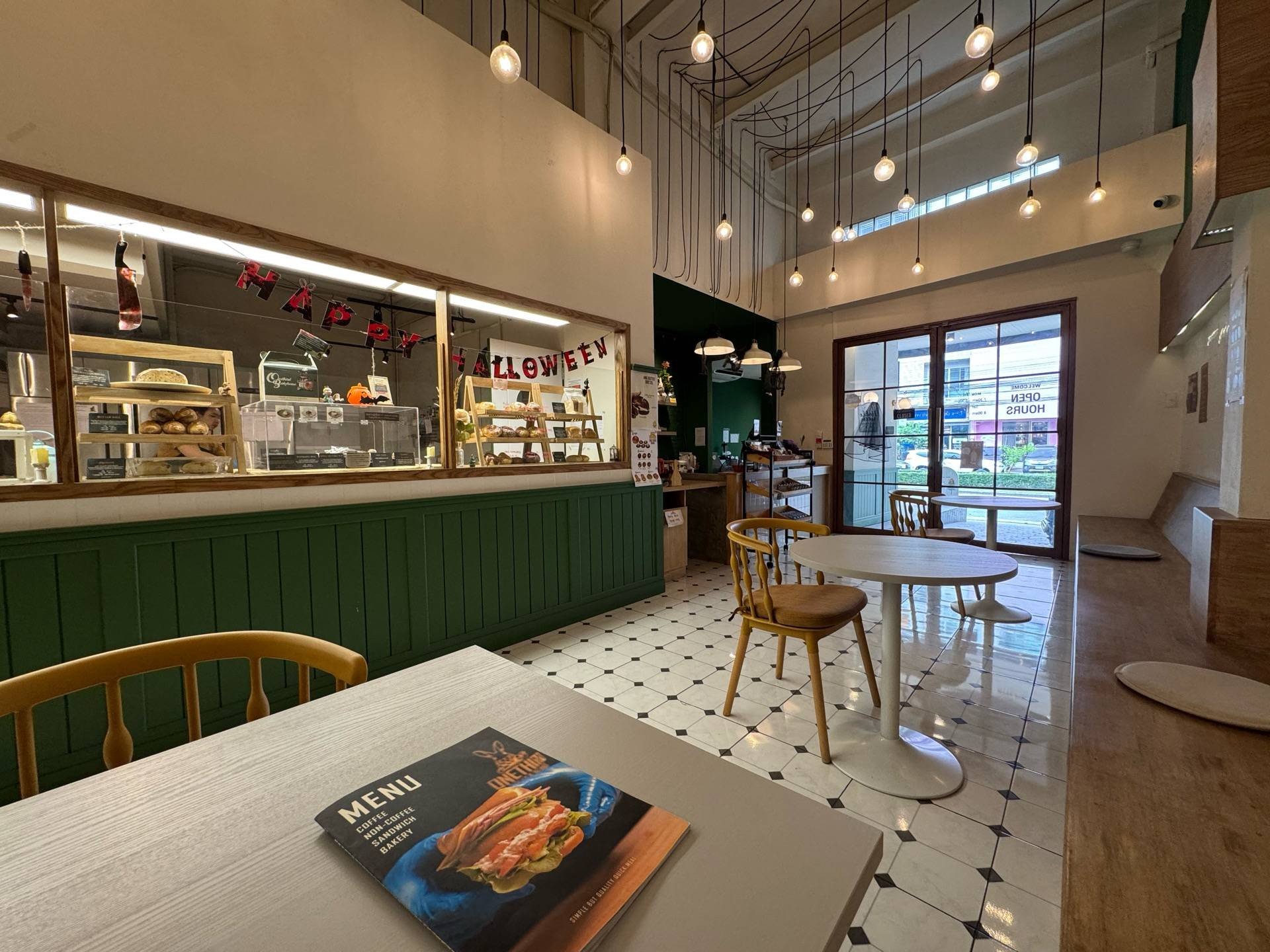 รีวิว Onethird Bakehouse ลาซาล - Bagel อร่อยดีครับ