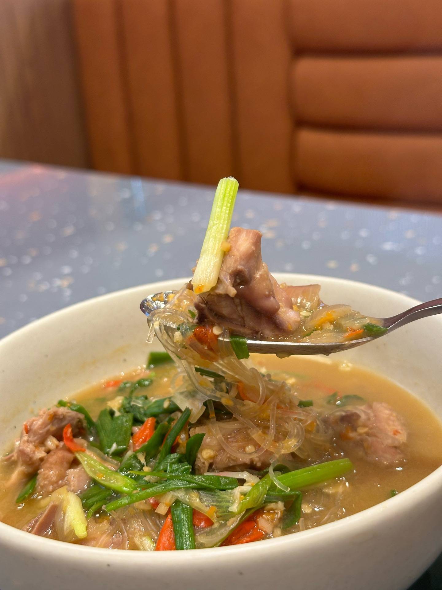 แกงไก่วุ้นเส้น ร้าน Zaab Eli (แซ่บอีลี่) One Bangkok ชั้น B1