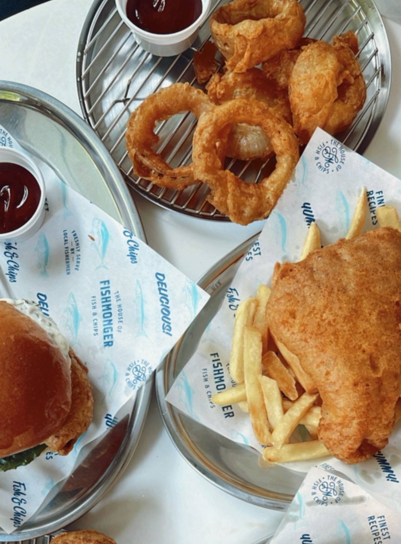 รีวิว Fishmonger - The House of Fish & Chips โรงแรมเอเชีย - ปลาคุณภาพดีและสดจากทะเลไทย