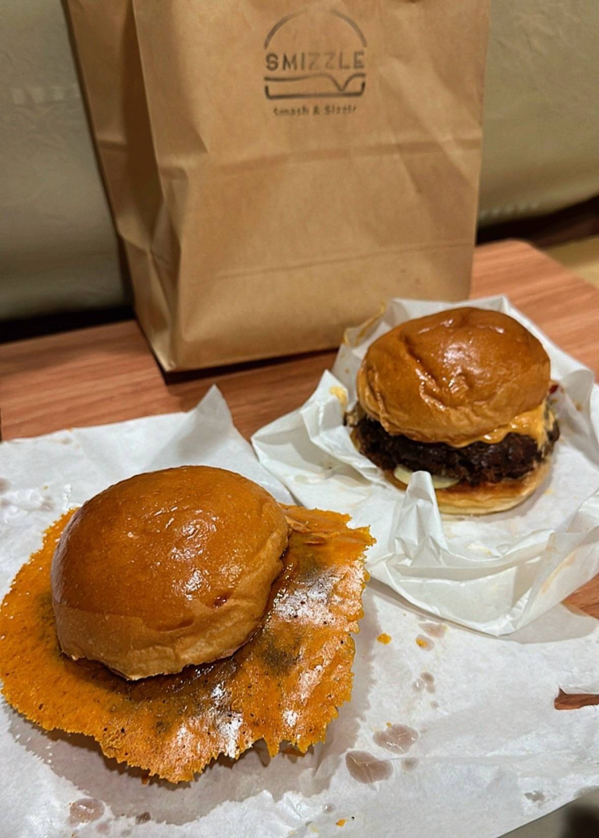 รีวิว Smizzle Burger เดอะเซอร์เคิล ราชพฤกษ์ - สแมชเบอร์เกอร์ เนื้อแพตตี ...