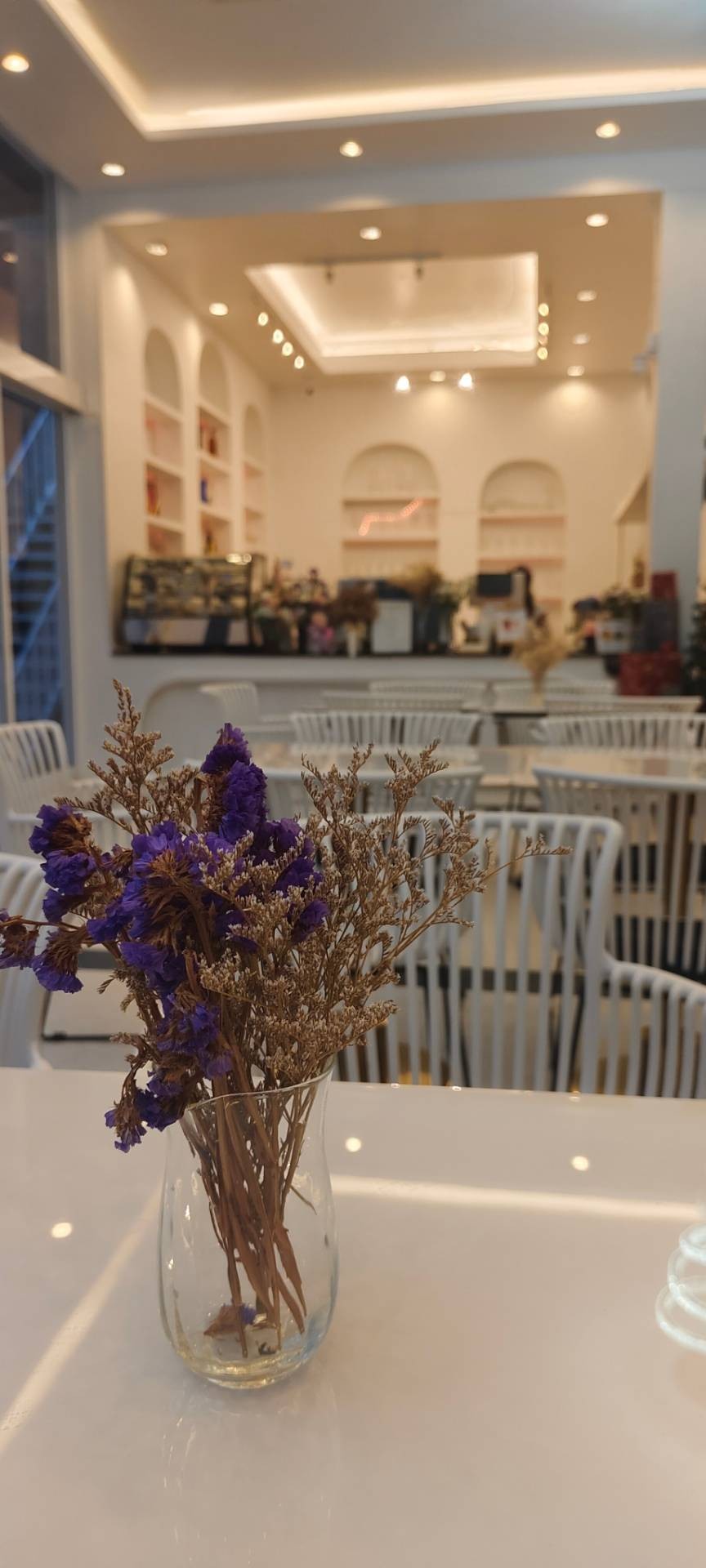 รูป Cloudy-white Lansaka