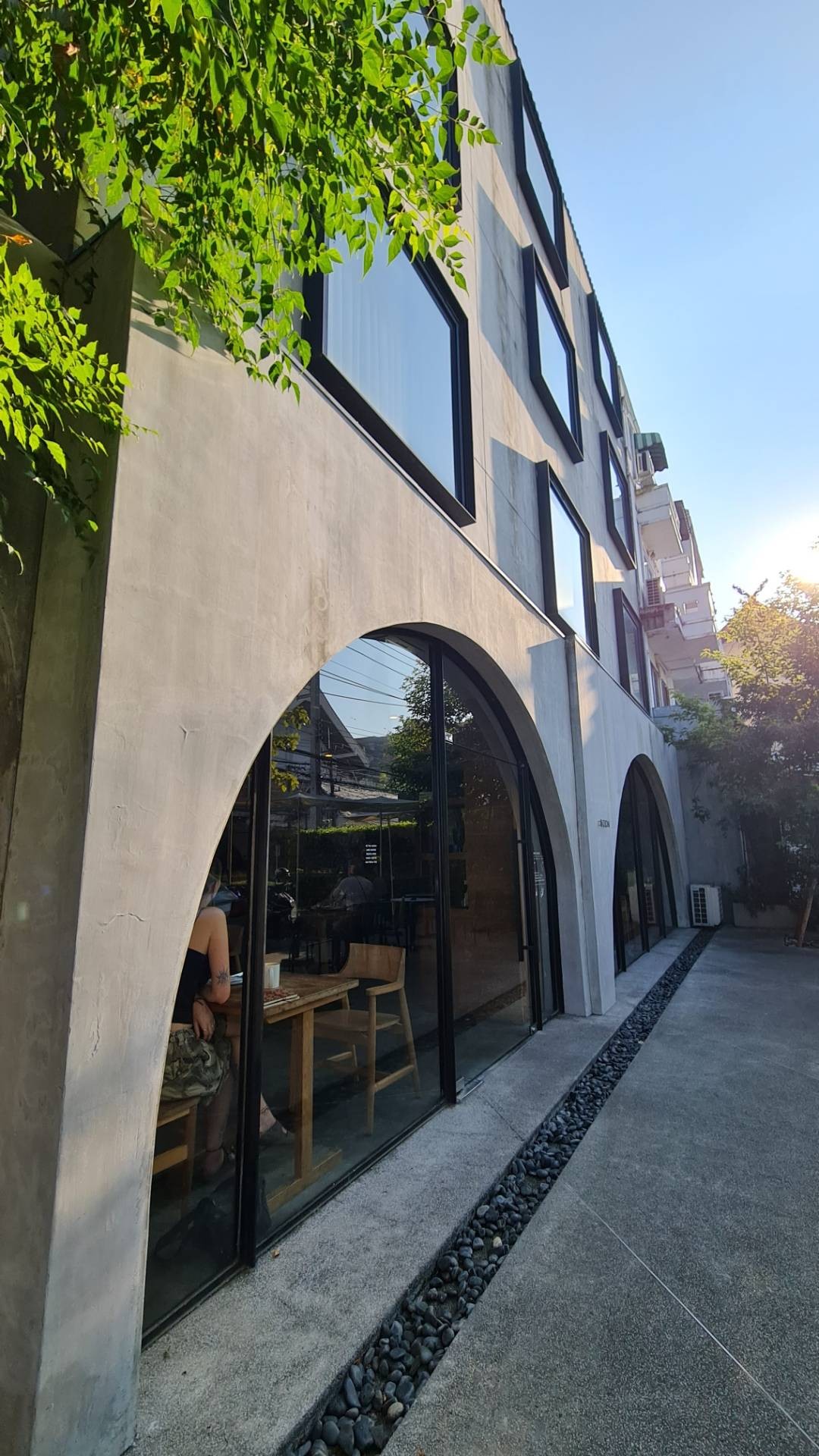 รีวิว MOON cafe & eatery - Breakfast and All Day Brunch
