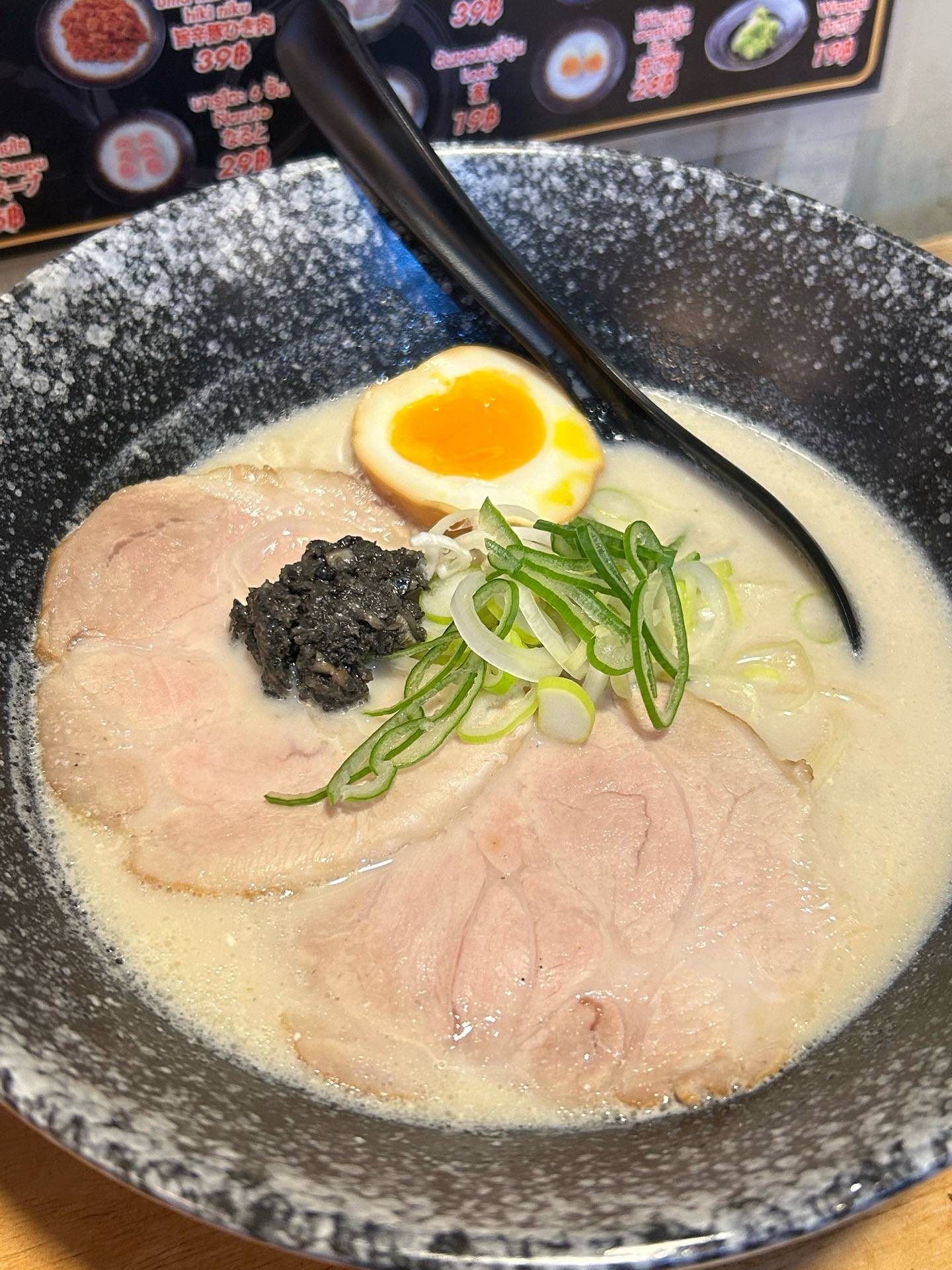 รูป คานุมิ ราเมน ตลาดเฟิร์สวัน ตลาดพลู