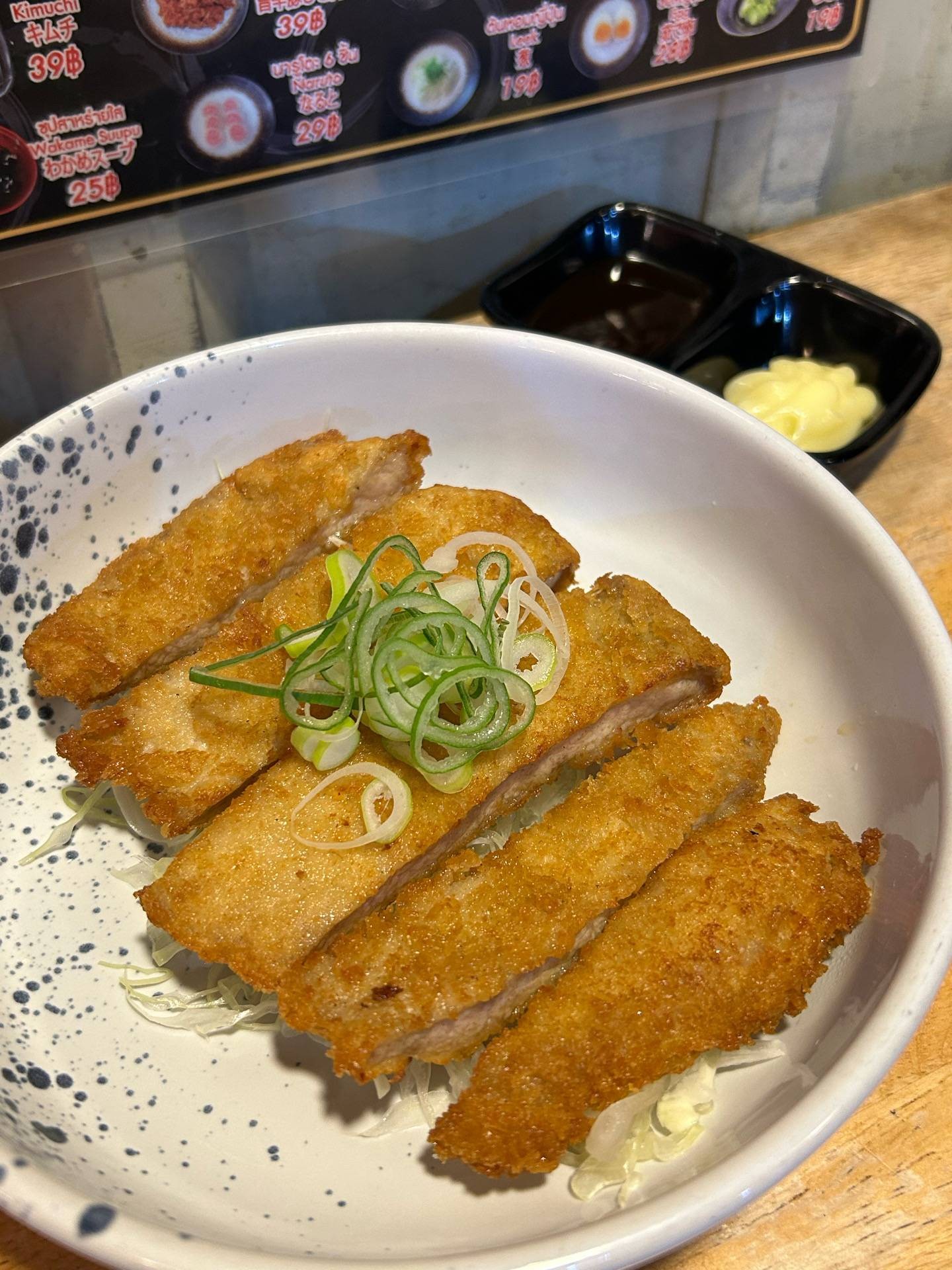 รูป คานุมิ ราเมน ตลาดเฟิร์สวัน ตลาดพลู