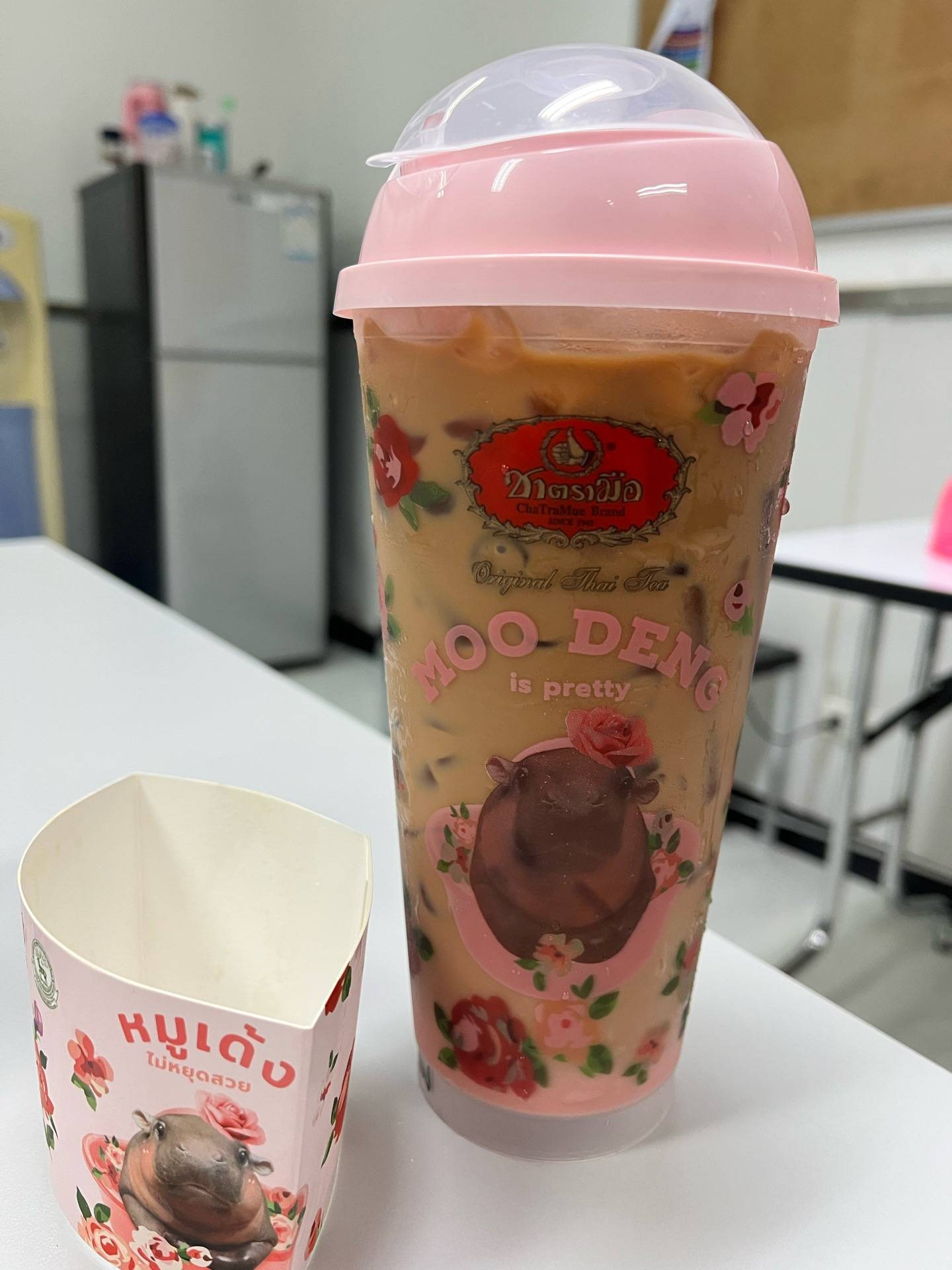 รีวิว ชาตรามือ ตลาดพลู - ชากุหลาบผสมกาแฟ ไม่เข้ากันเลย