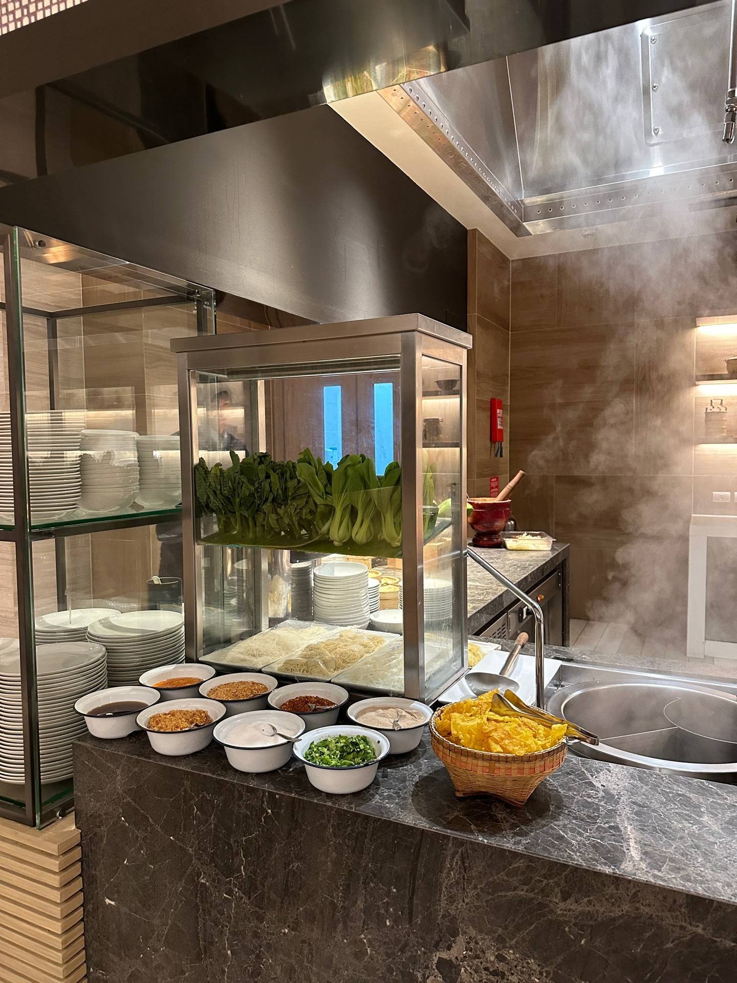 รูป Chon Som All Day Dining by Courtyard Marriott Suvarnabhumi Airport