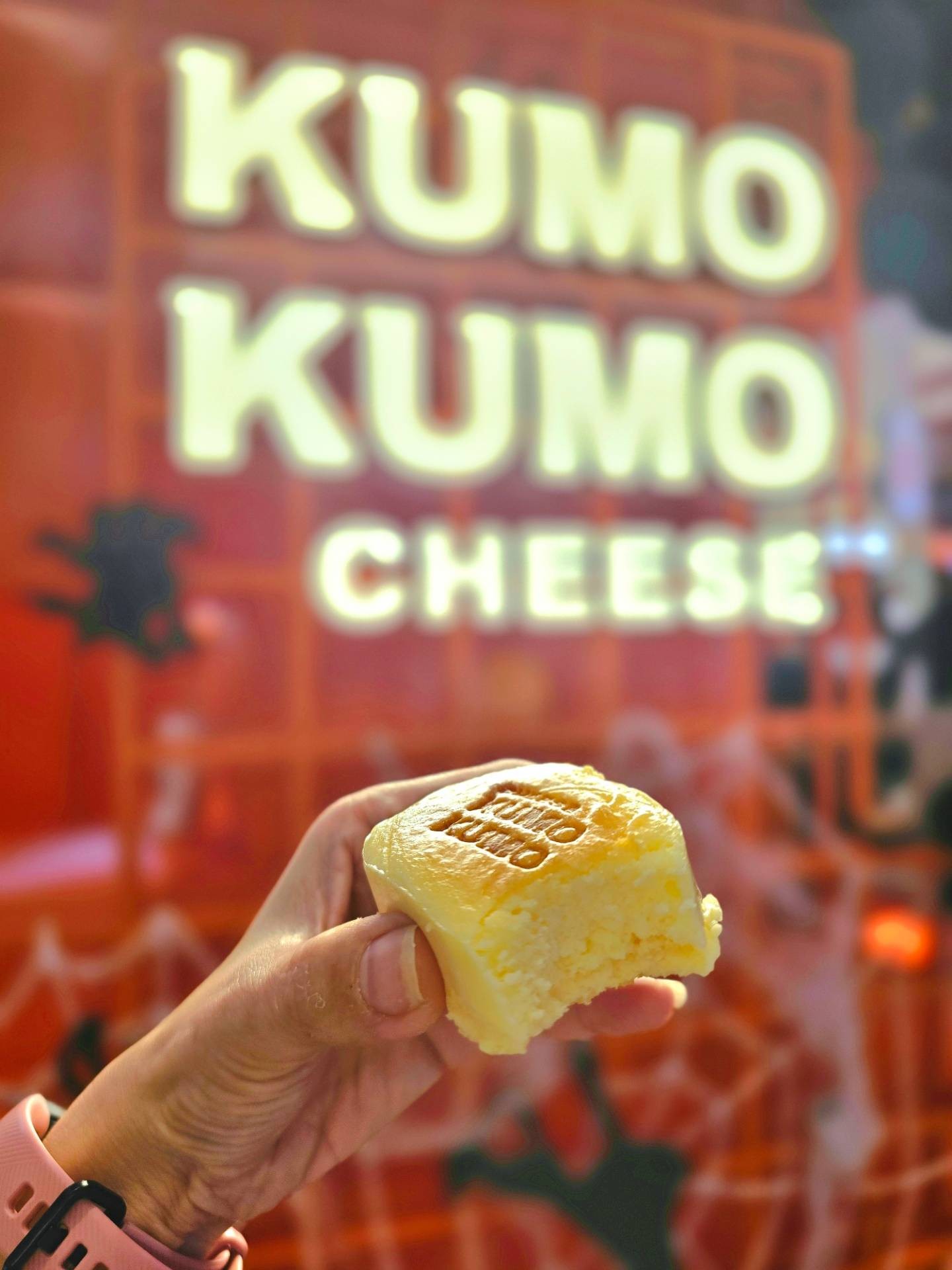 รูป KUMO KUMO Cheese Atrium zOne 7fl. CentralwOrld