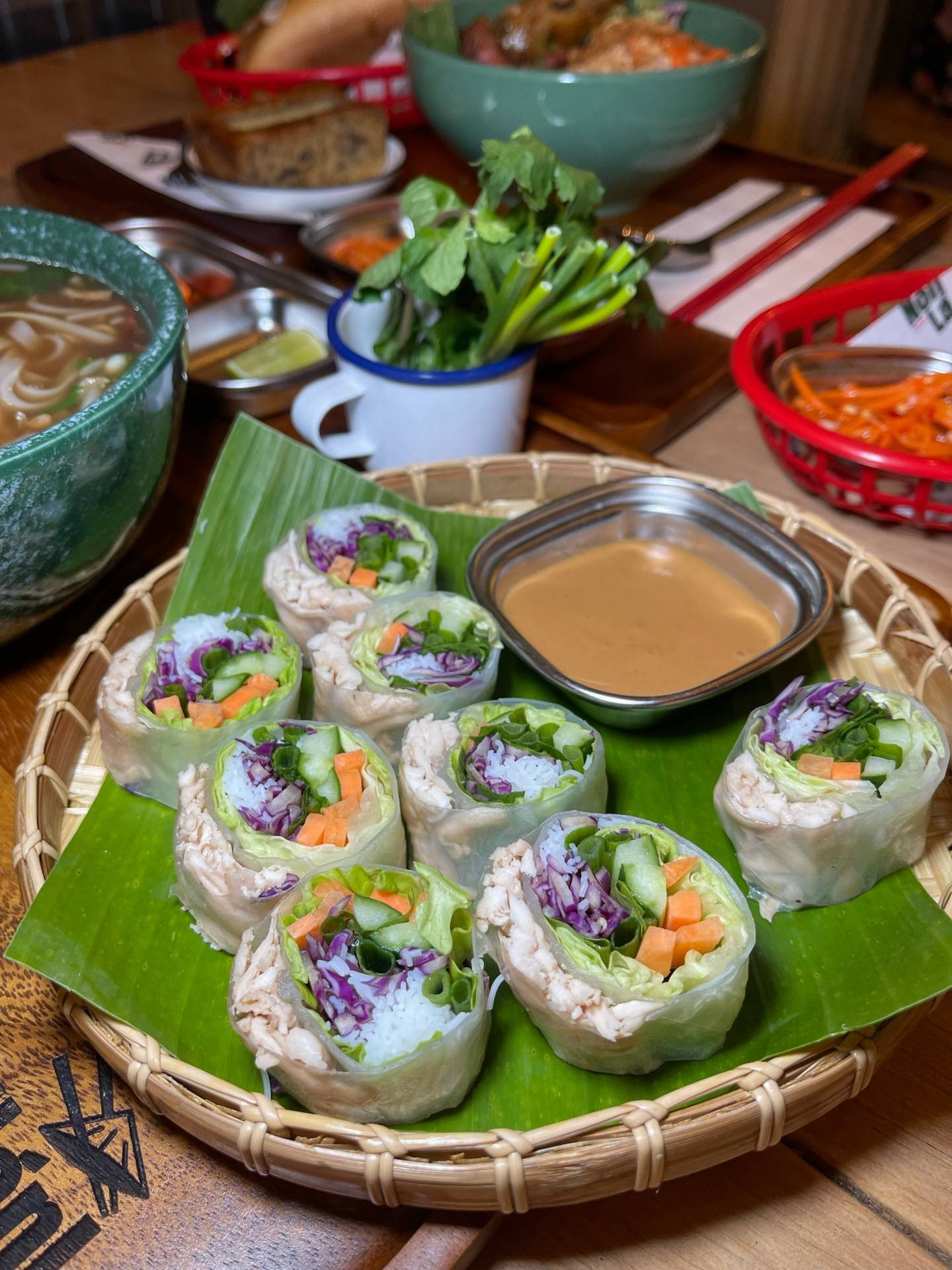 รูป non la bkk the common saladeng