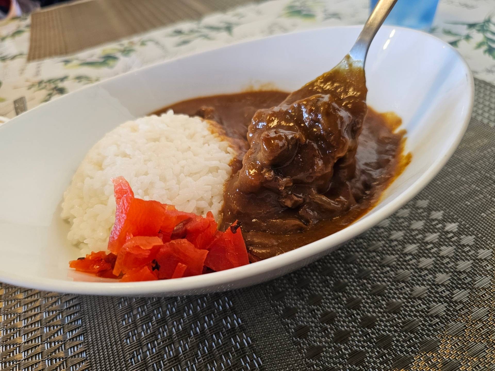 รีวิว Utsuwa Green Tea (Sriracha) - อร่อยสไตล์เจแปนนิสโฮมมี่