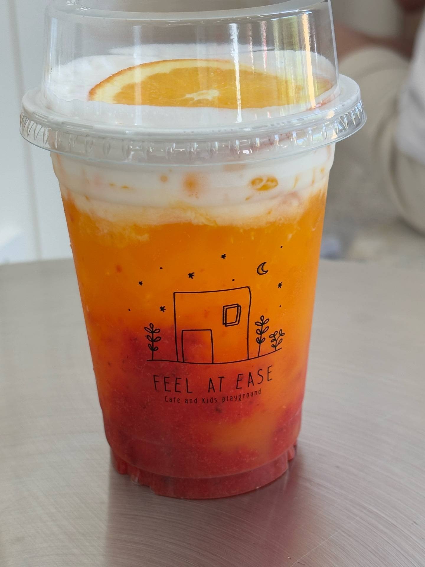 รีวิว FEEL AT EASE - Cafe เปิดใหม่ ☕️ มีมุมถ่ายรูป วัยรุ่นเข้าเยอะ ต่อ ...
