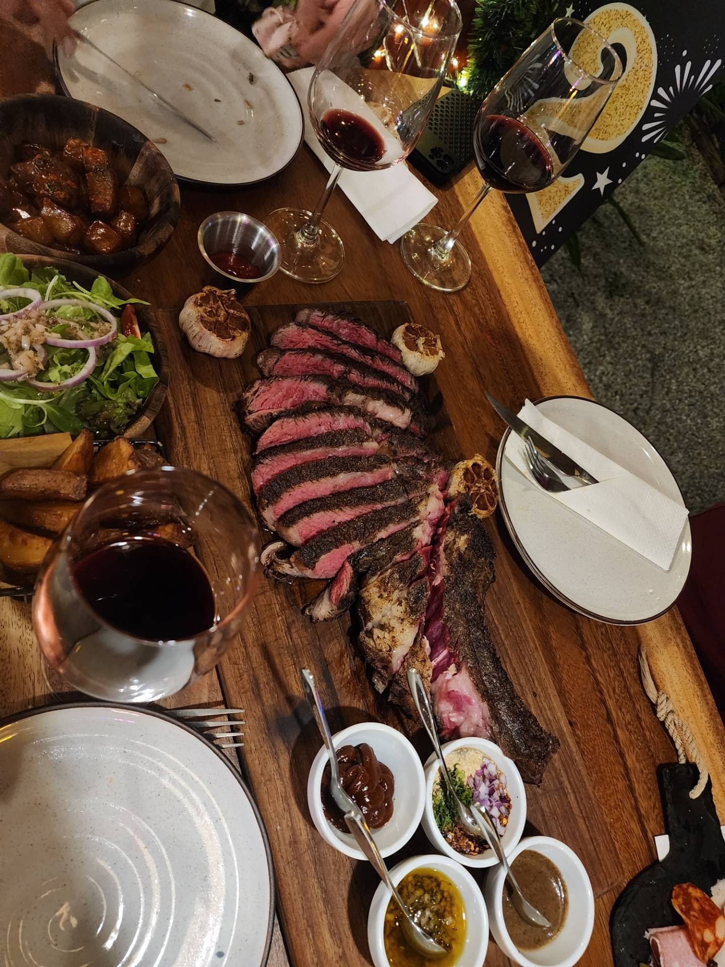 รีวิว CALM Bar & Guinguette - Hidden beach oasis in the middle of ...