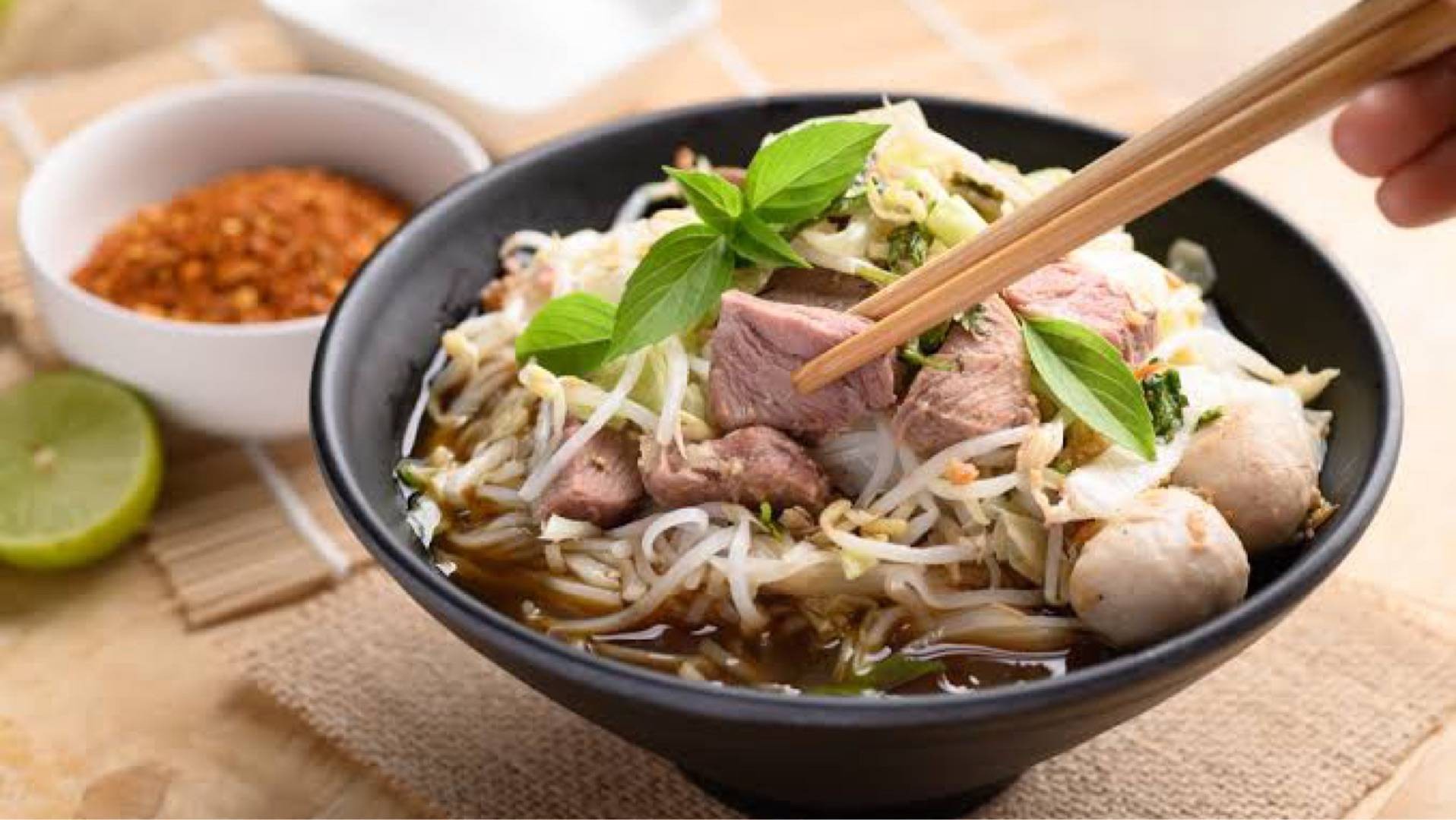 ก๋วยเตี๋ยว ป้าบาน เจ้าเก่า - สั่งอาหารเดลิเวอรี | Wongnai x LINE MAN