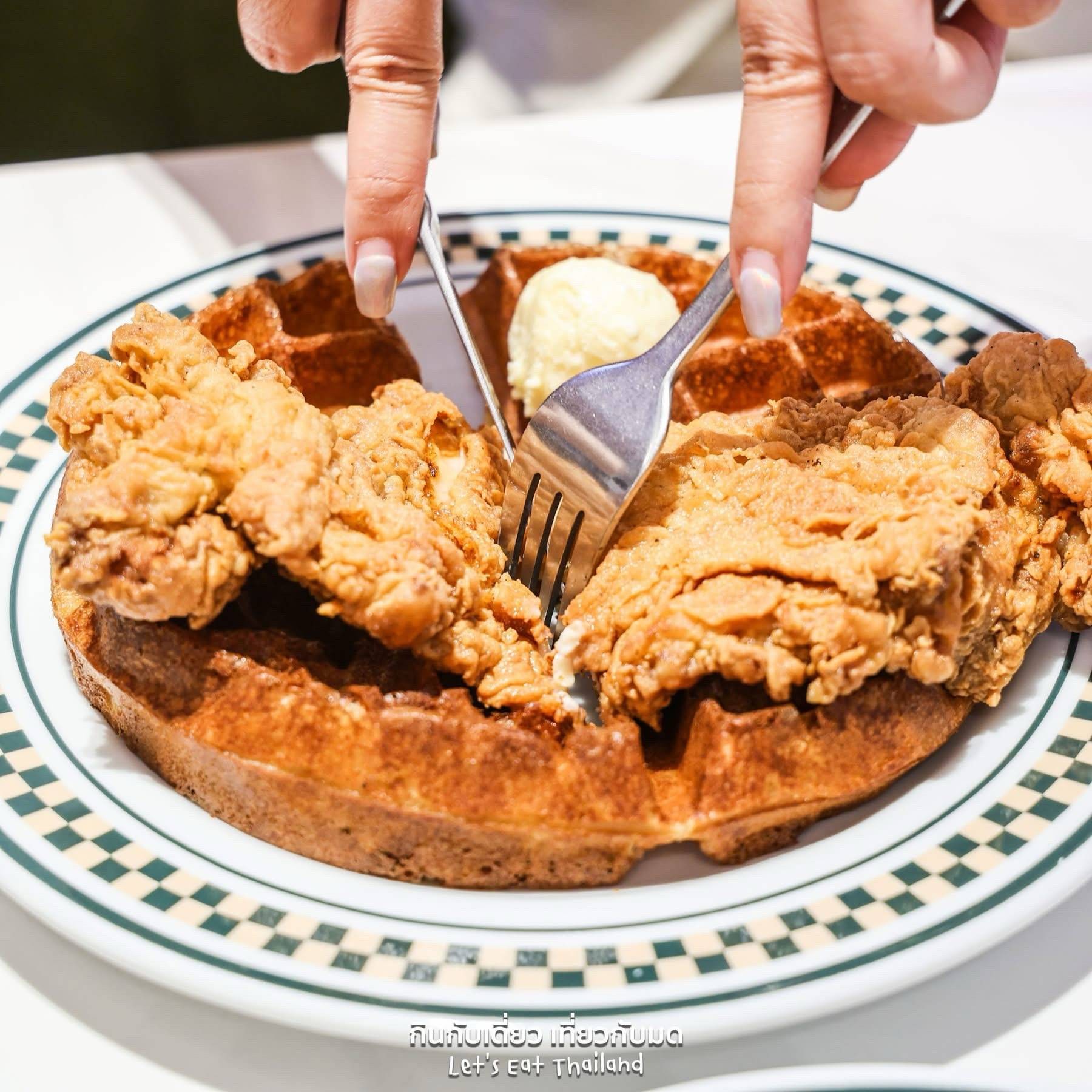 รูป Mickey's Diner BKK