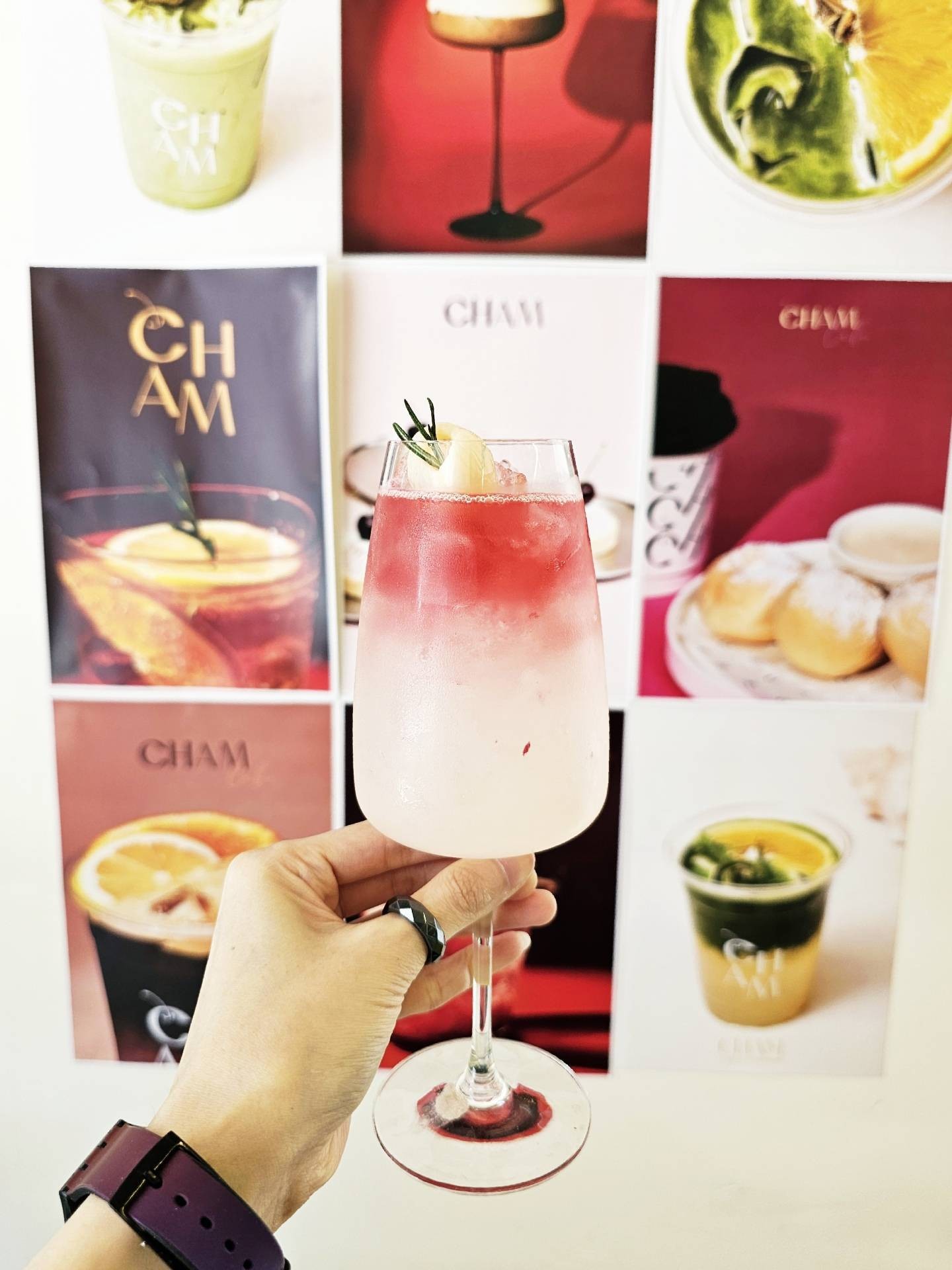 Sakura Pinky ร้าน chamthing cafe