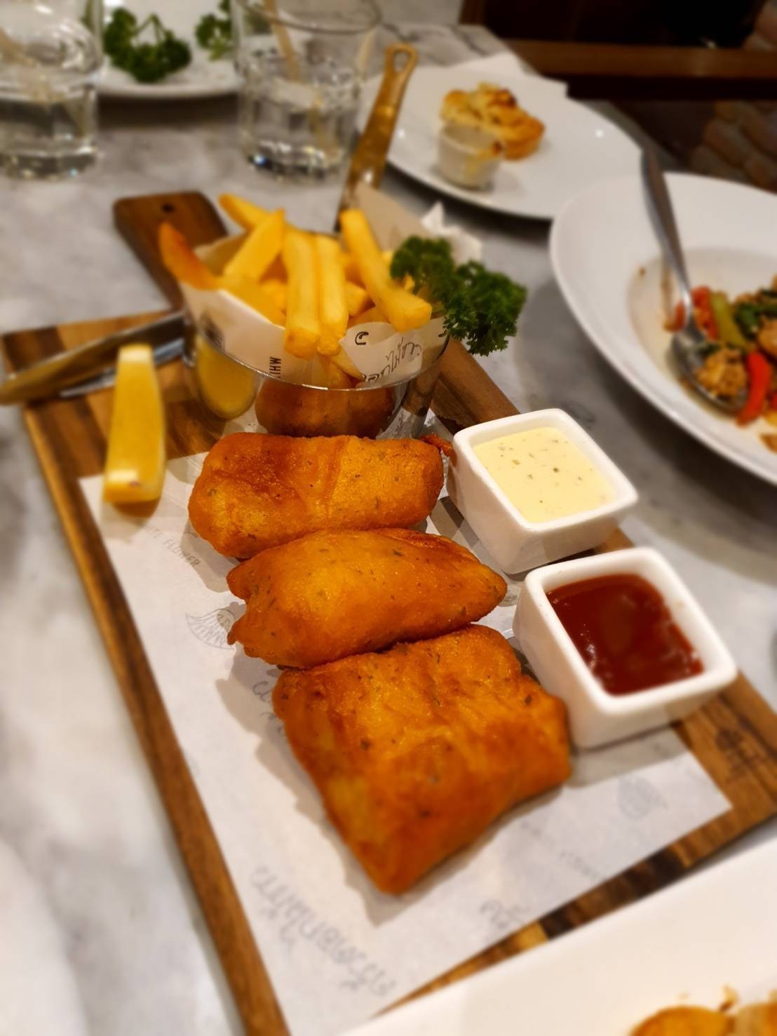 รูป ครัวดอกไม้ขาว สาขาบำรุงเมือง