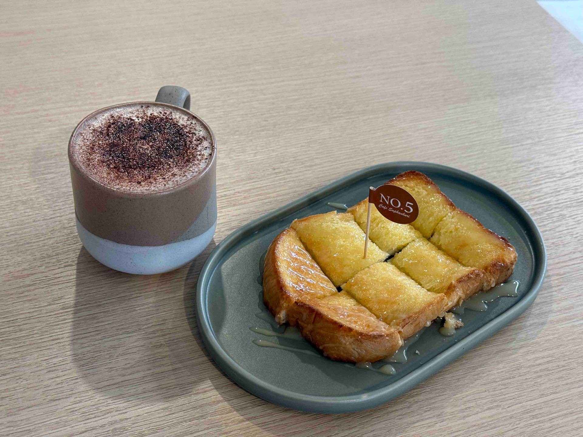 รีวิว NO.5 CAFE Suphanburi - - ร้านน่านั่ง อาหารอร่อย บรรยากาศดี