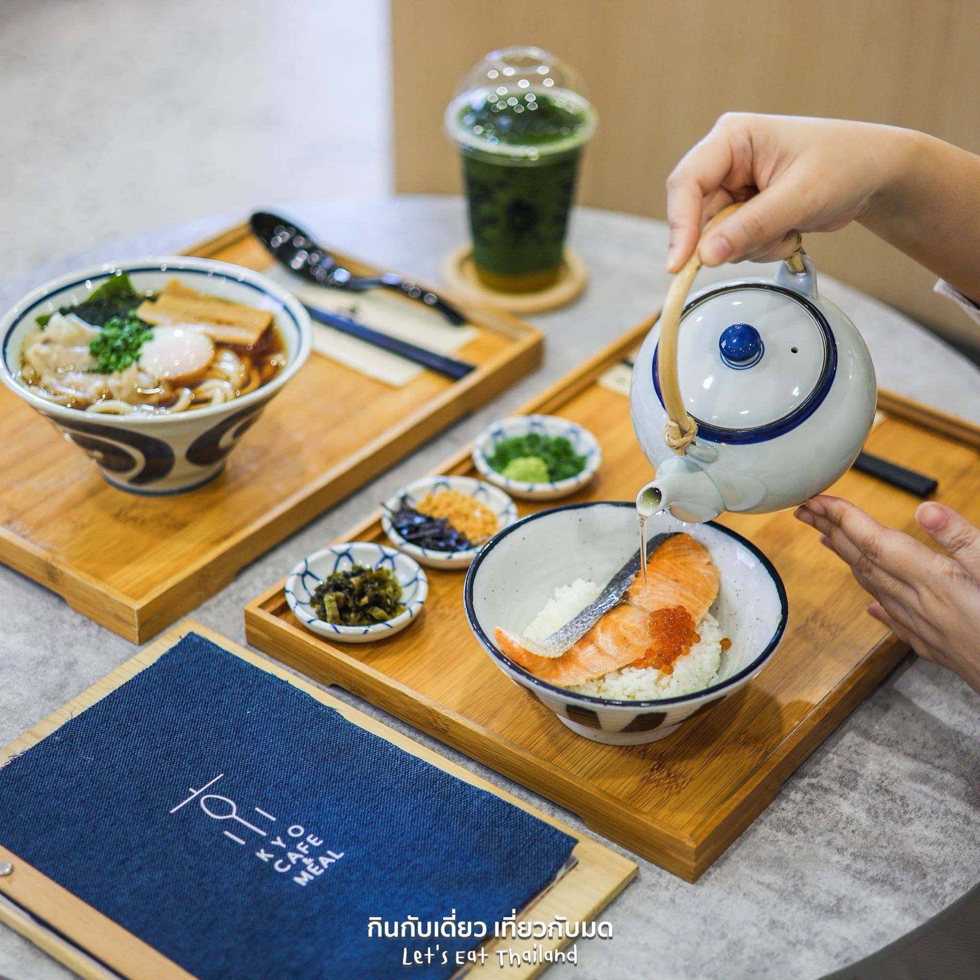 รีวิว Kyo Roll En Mega Bangna ชั้น 2 (L2.2453) - Kyo roll en มีอาหารด้วย