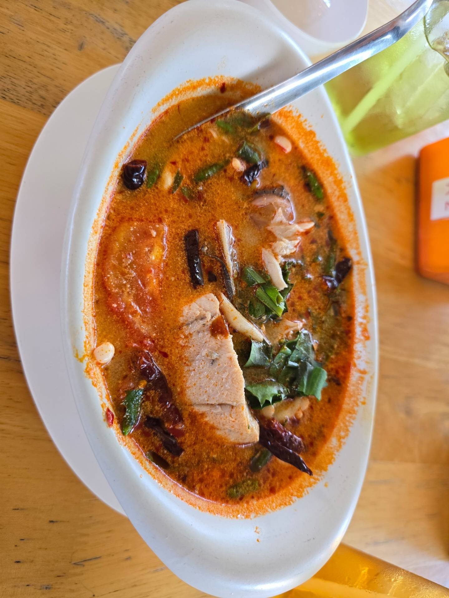 รีวิว ร้านอาหารชบาบาร์น คาเฟ่ (Chaba Barn Cafe & Restaurant) อยุธยา - อาหารอร่อย ราคาเหมาะสมกับ ...