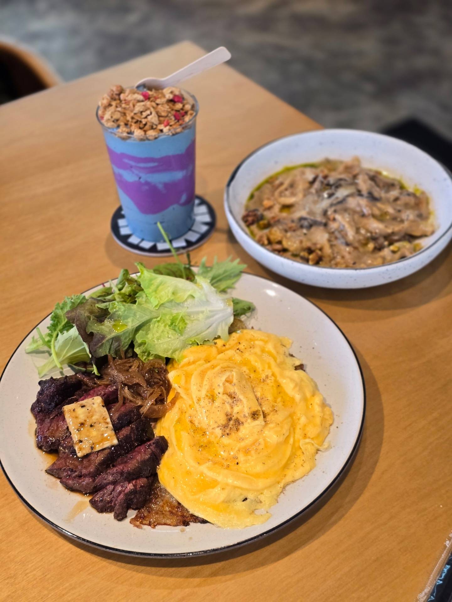 รีวิว HALFWAY Brunch & Roastery งามดูพลี - All-day brunch อีกร้านที่อยากให้มาลอง 🥑