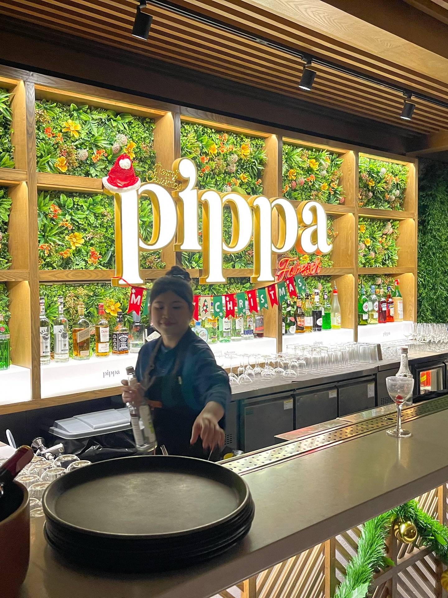 รีวิว Pippa Restaurant พัทยา - บรรยากาศดี อาหารอร่อย บริการดี