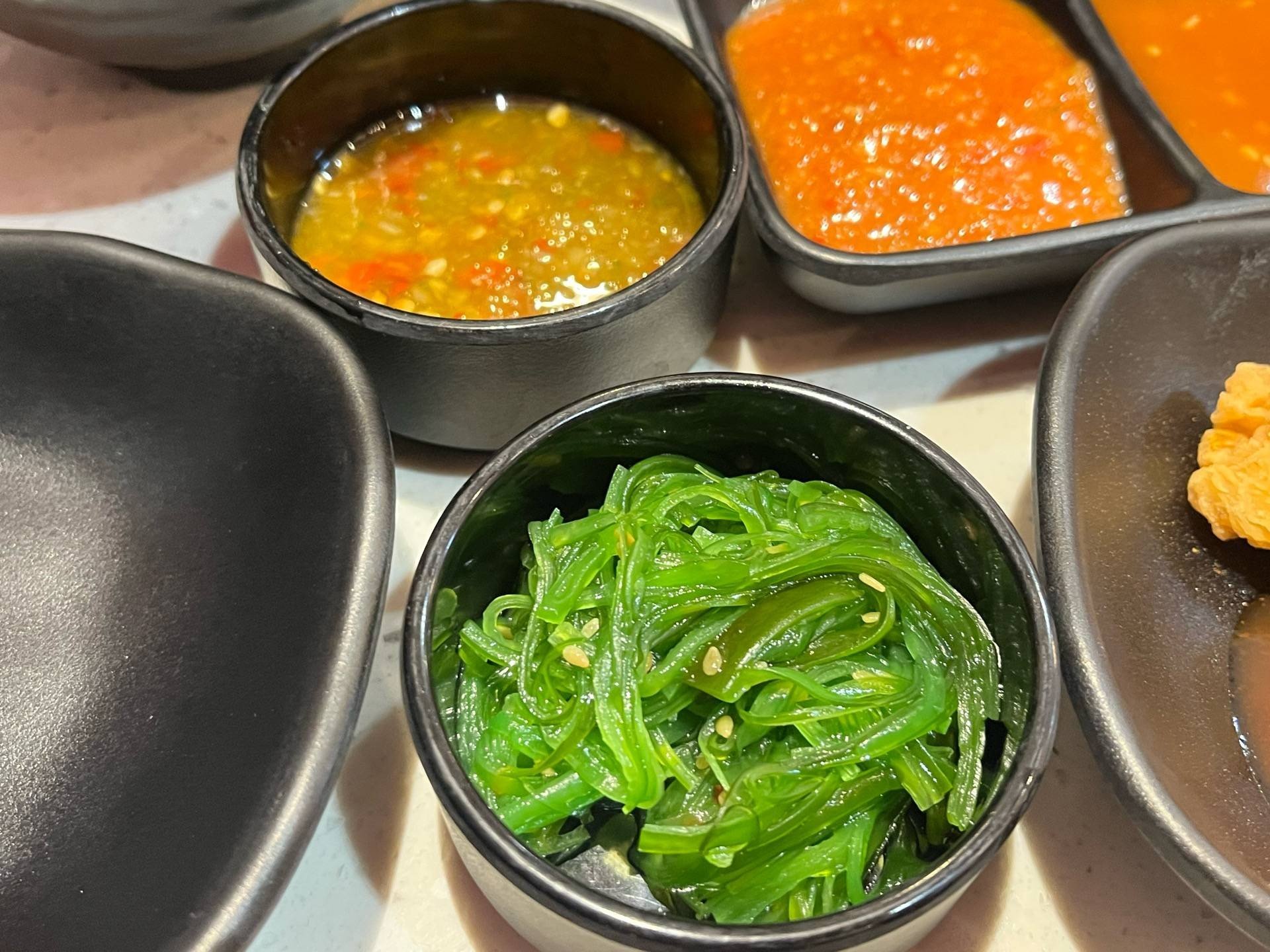 ยำสาหร่าย ร้าน Suki King รัตนาธิเบศร์