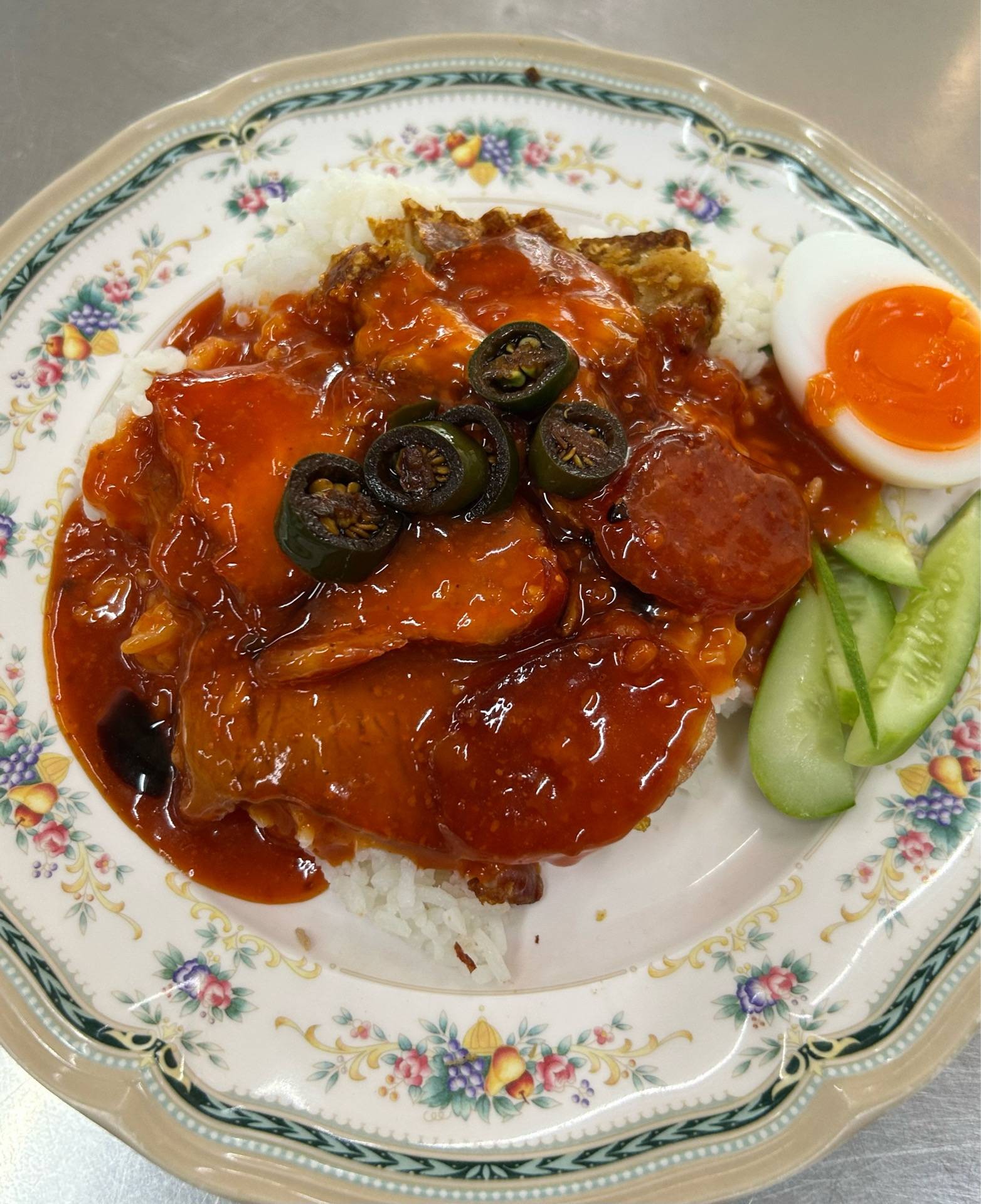 รีวิว ธานี ข้าวหมูแดง - หมูกรอบ อารีย์ - หมูกรอบ กรอบสะใจ