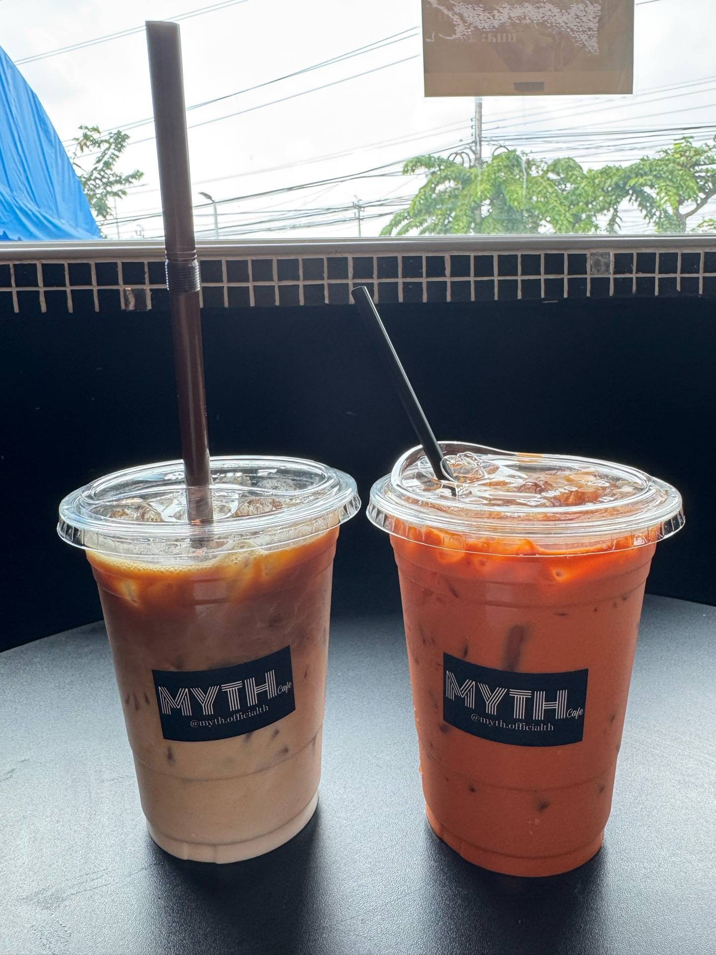 รีวิว MYTH Café (มิตร คาเฟ่ & พิซซ่า) สาขา เซเว่นไอคอนโดกรีนสเปซ เสรี ...