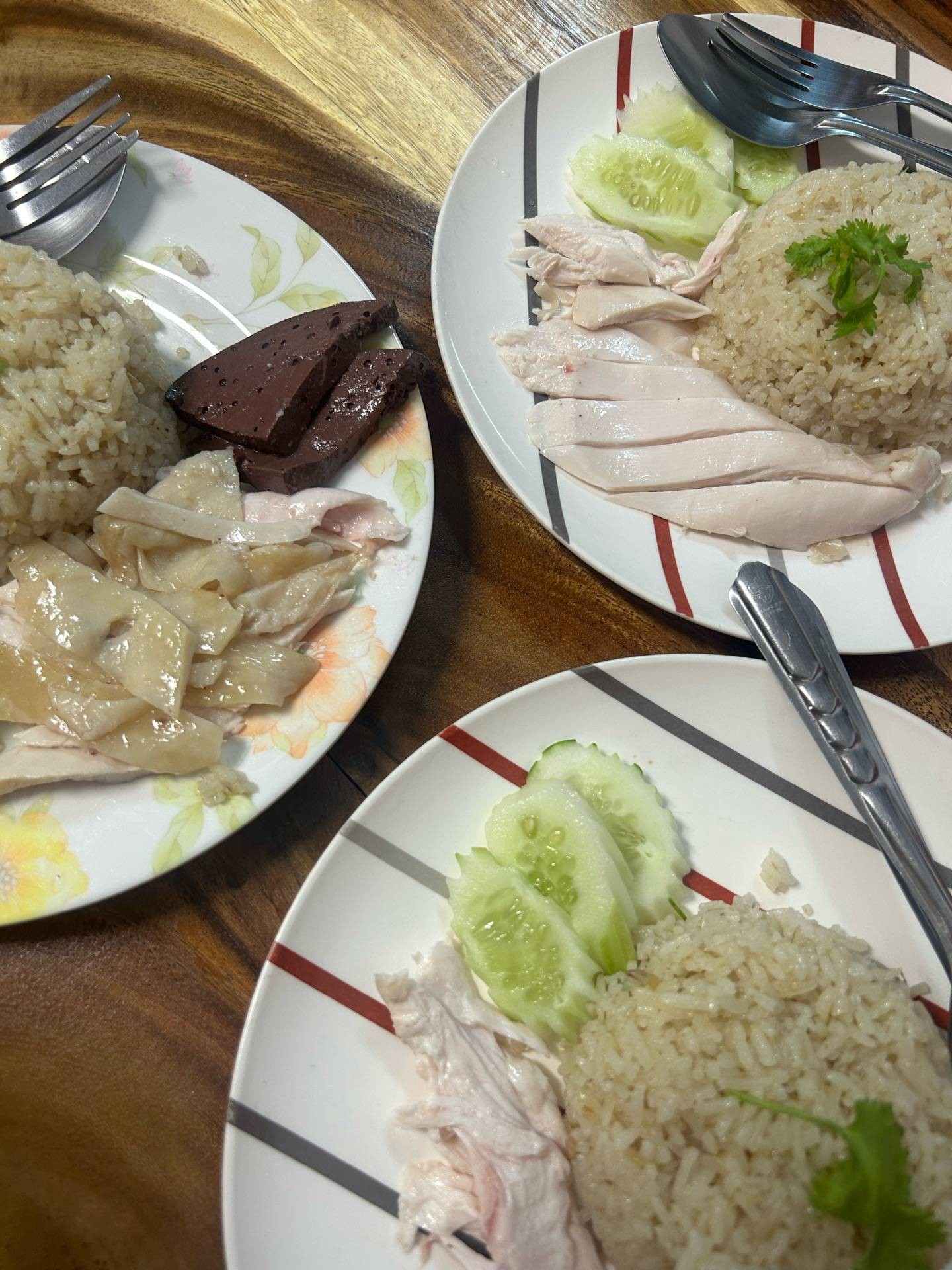 รีวิว ซิ้วกี่ ข้าวมันไก่ | Siw Gee Hainanese Chicken rice - ข้าวมันหอม ...