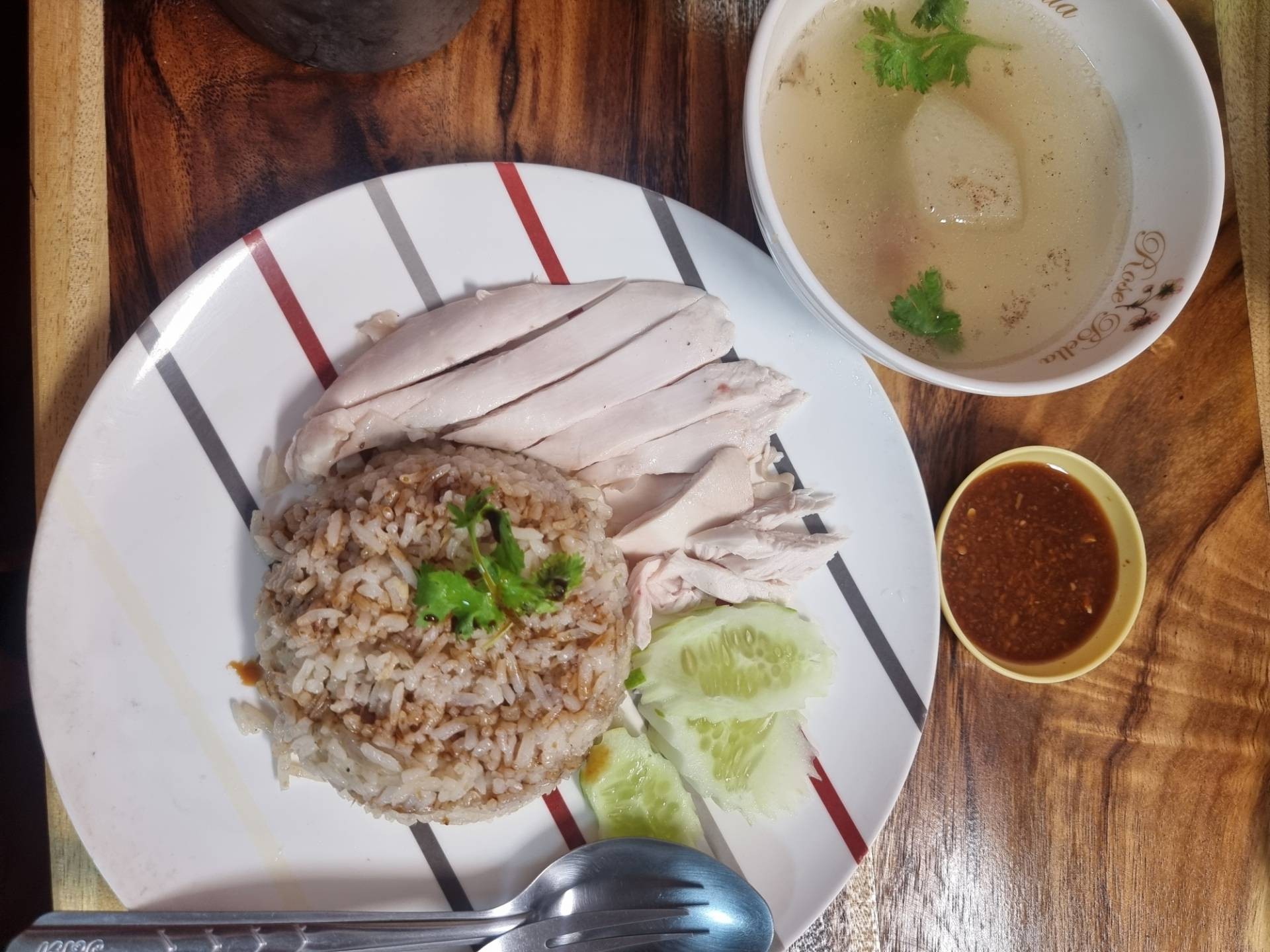 รีวิว ซิ้วกี่ ข้าวมันไก่ | Siw Gee Hainanese Chicken rice - อร่อย ไก่นุ่มดี