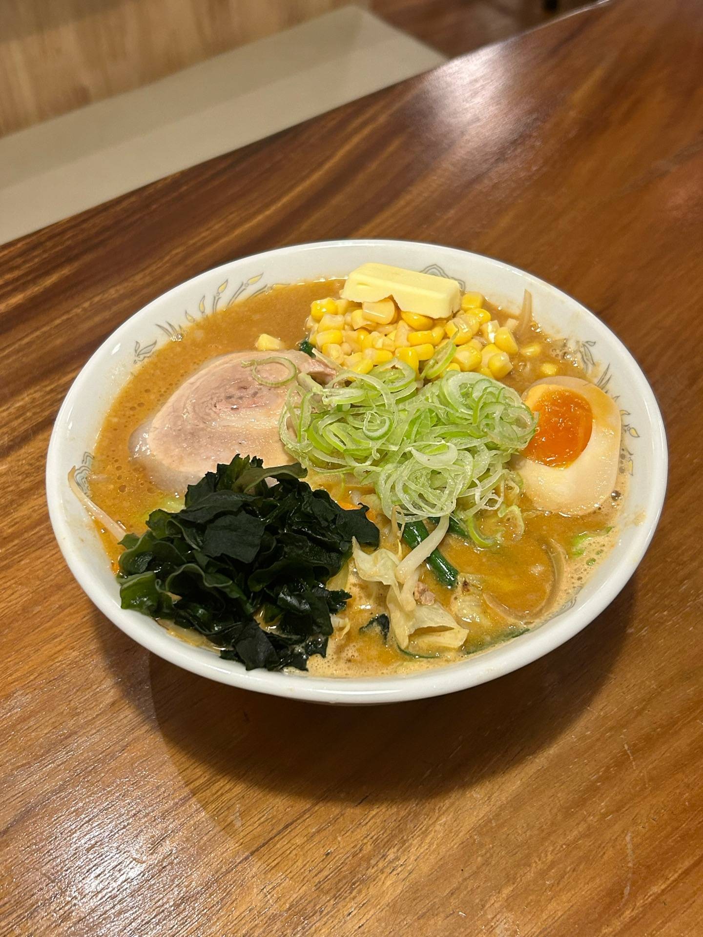 รีวิว Ramen Ajisai (อาจิไซ ราเมง) สะพานควาย - รอบนี้รสชาติเค็ม อาหารช้า บริการไม่โอเค