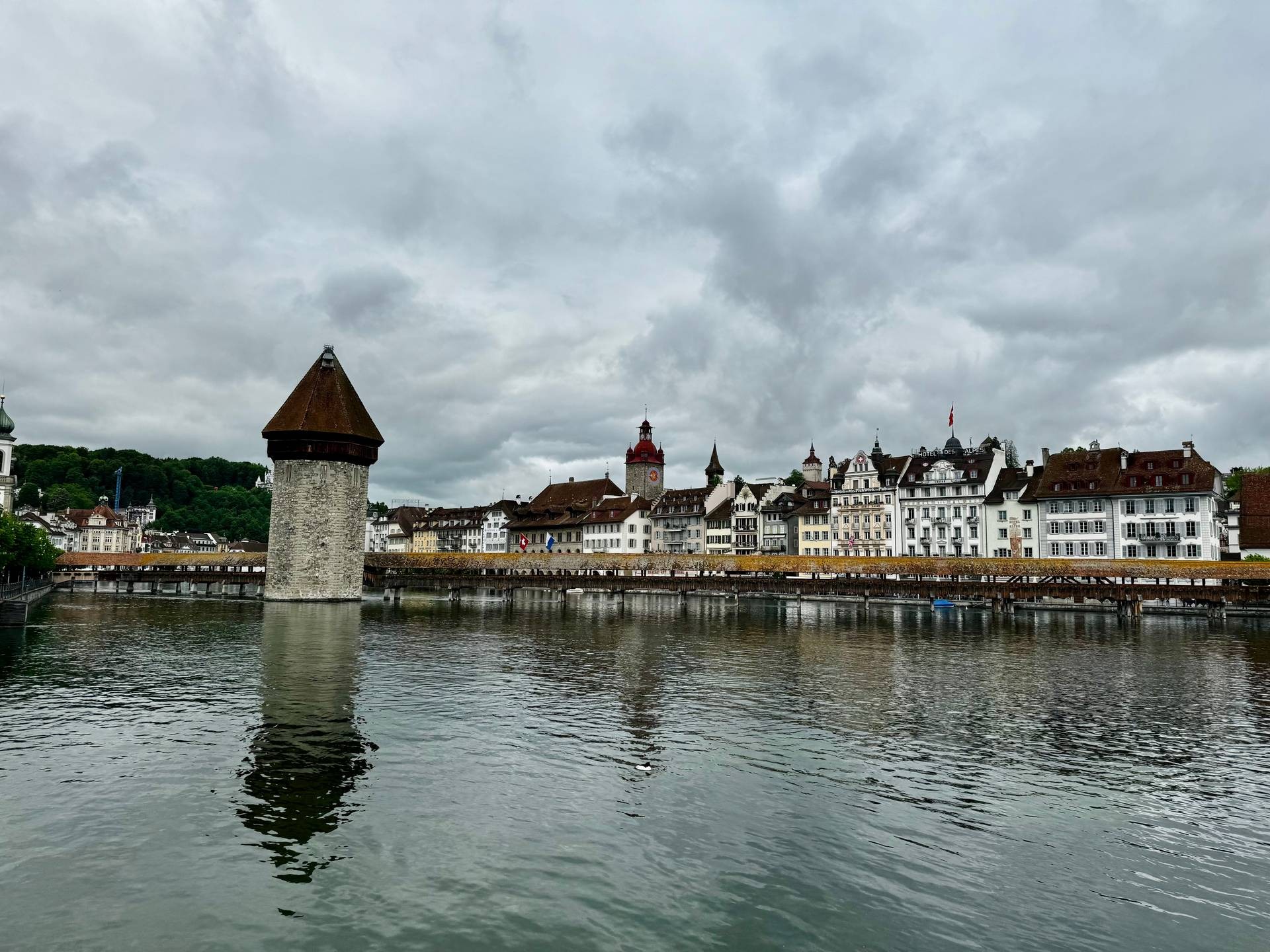 รีวิว Chapel Bridge - “ Chapel Bridge ” สัญลักษณ์ของเมืองลูเซิร์น สะพาน ...