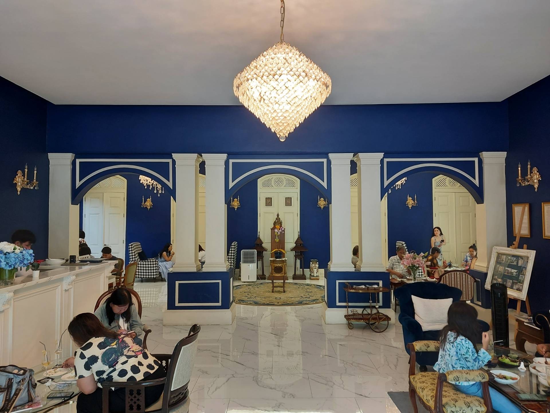 รีวิว Deva Manor Cafe - คาเฟ่ในพระตำหนักใหญ่แห่งวังเทเวศร์