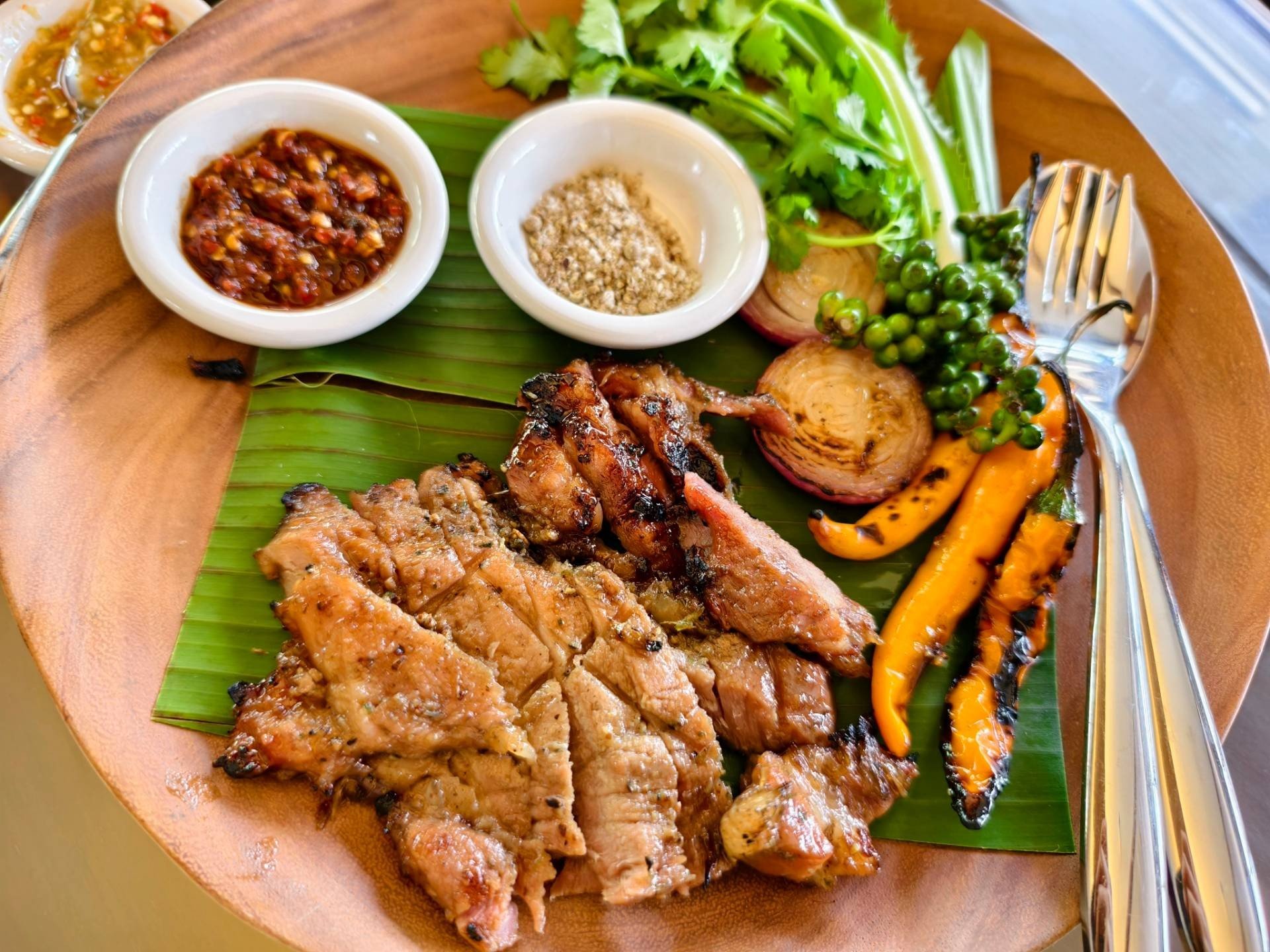 รีวิว สรร (sann) - รสชาติดี บรรยากาศดี บริการดี