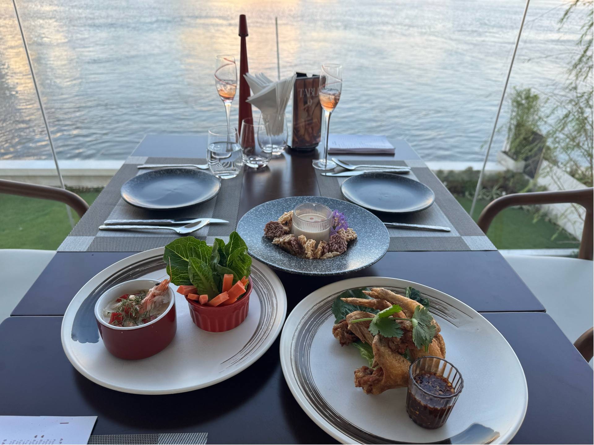 รูป Ballad Riverside Rooftop Bar & Restaurant