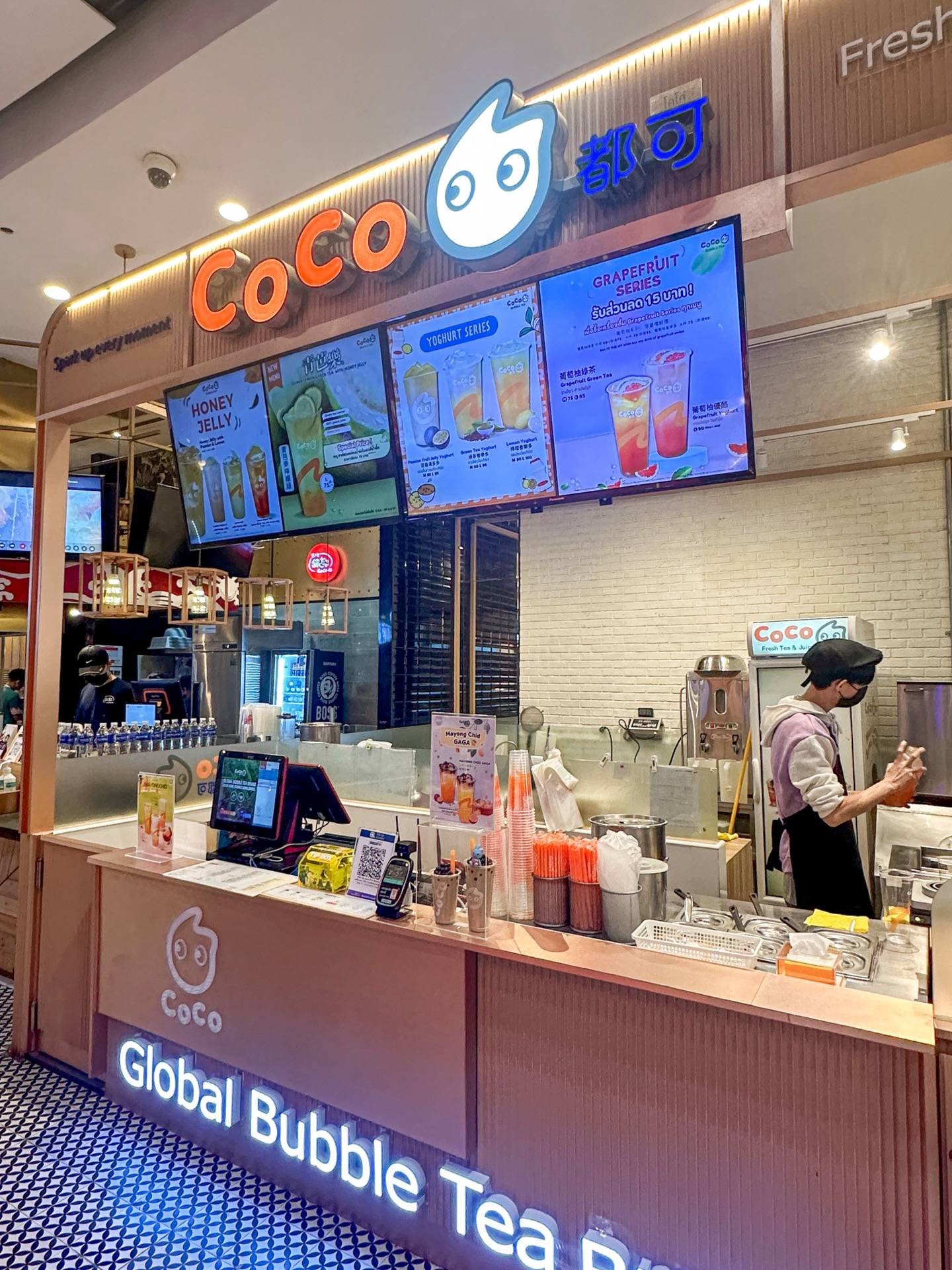 รีวิว CoCo Fresh Tea & Juice เอ็มควอเทียร์ - ชาเขียวเกรฟฟรุตอร่อยมากกก