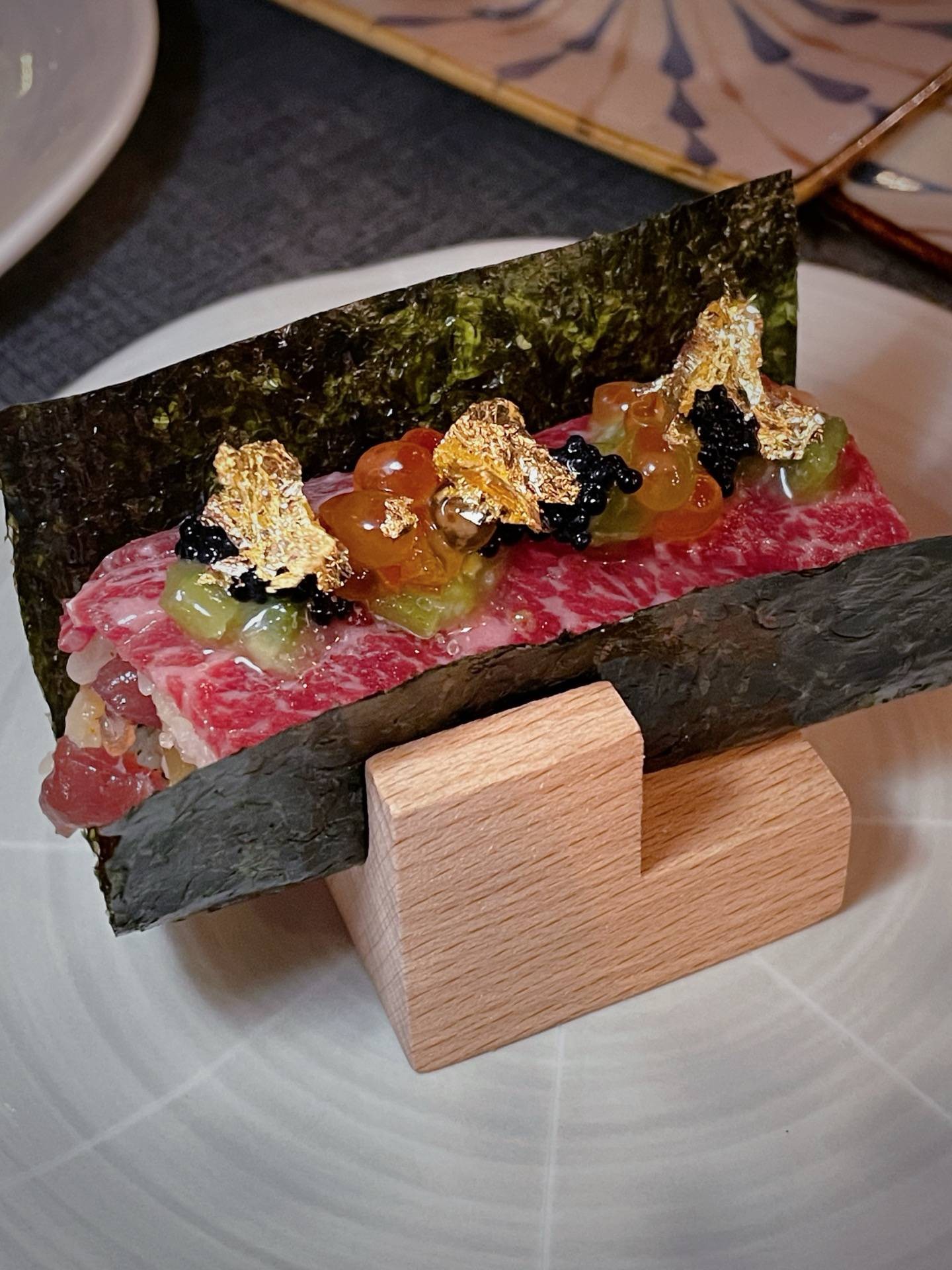 รีวิว RED Nikkei & Steak Bar - การผสมผสานอาหารญี่ปุ่นและเปรูแบบไฟน์ได ...