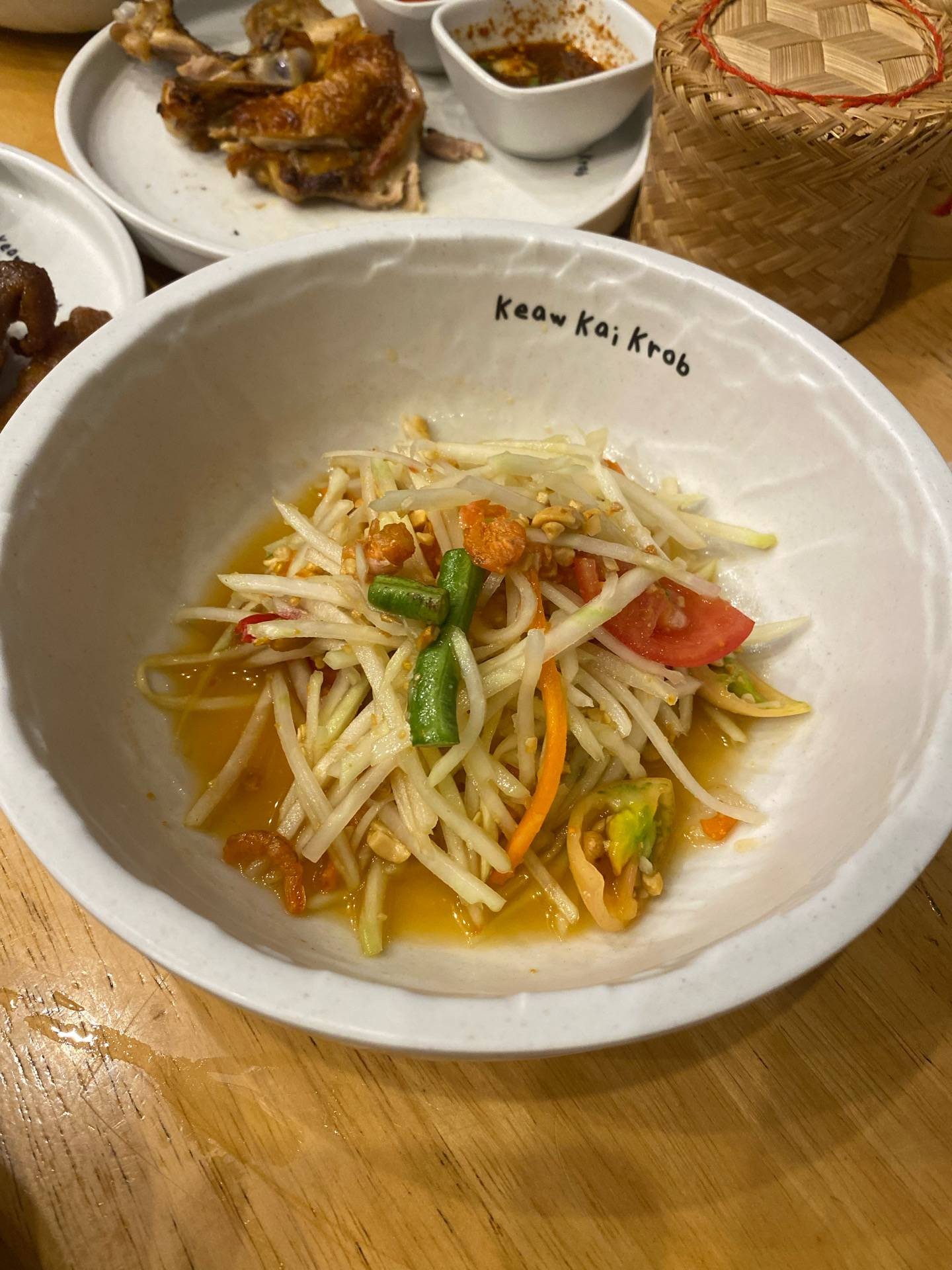 ส้มตำไทย ร้าน แก้วไก่กรอบ - Keaw Kai Krob ลาดกระบัง