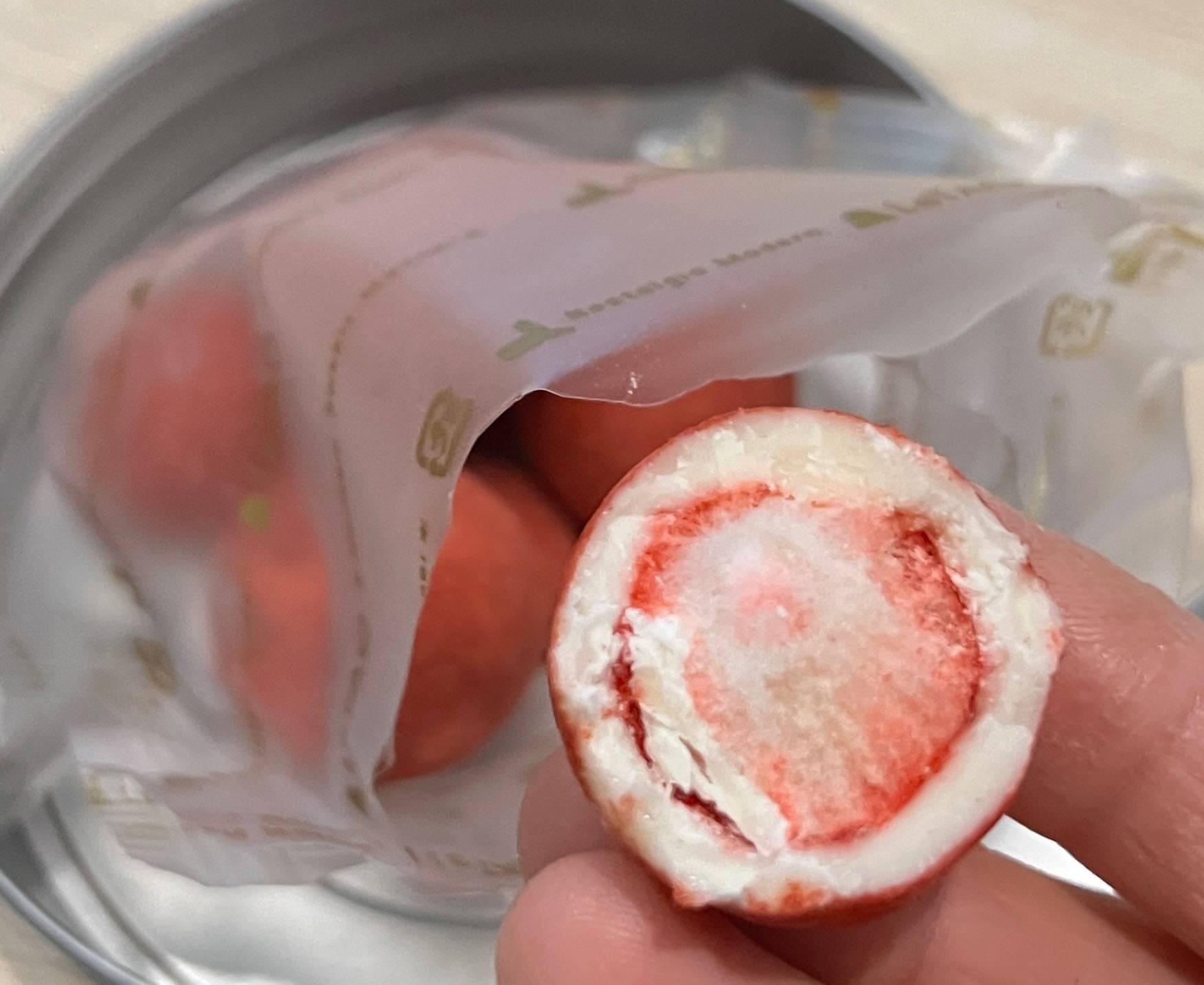 Petit chocolat strawberry ร้าน Cafe LeTAO