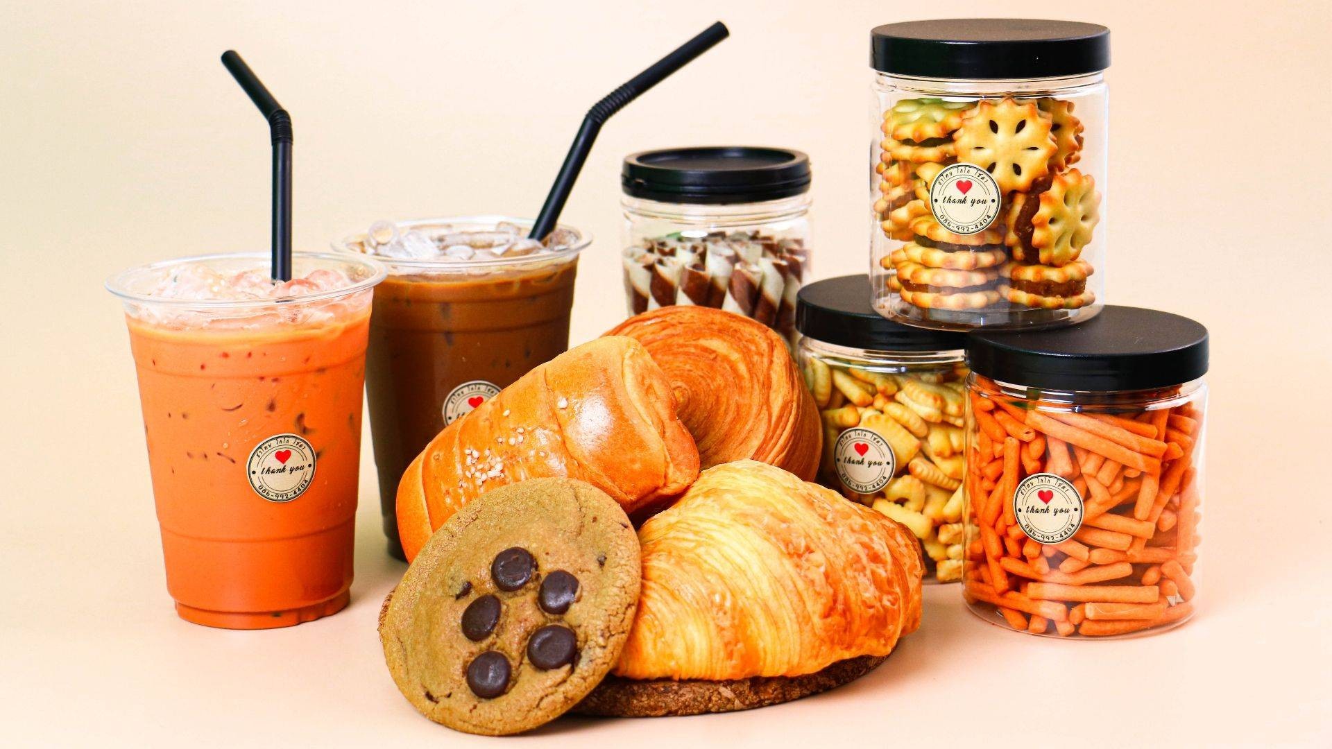 กาแฟสดหอมๆ น้ำแก้วใหญ่ ครัวซองต์ชิ้นโตๆ - - สั่งอาหารเดลิเวอรี ...