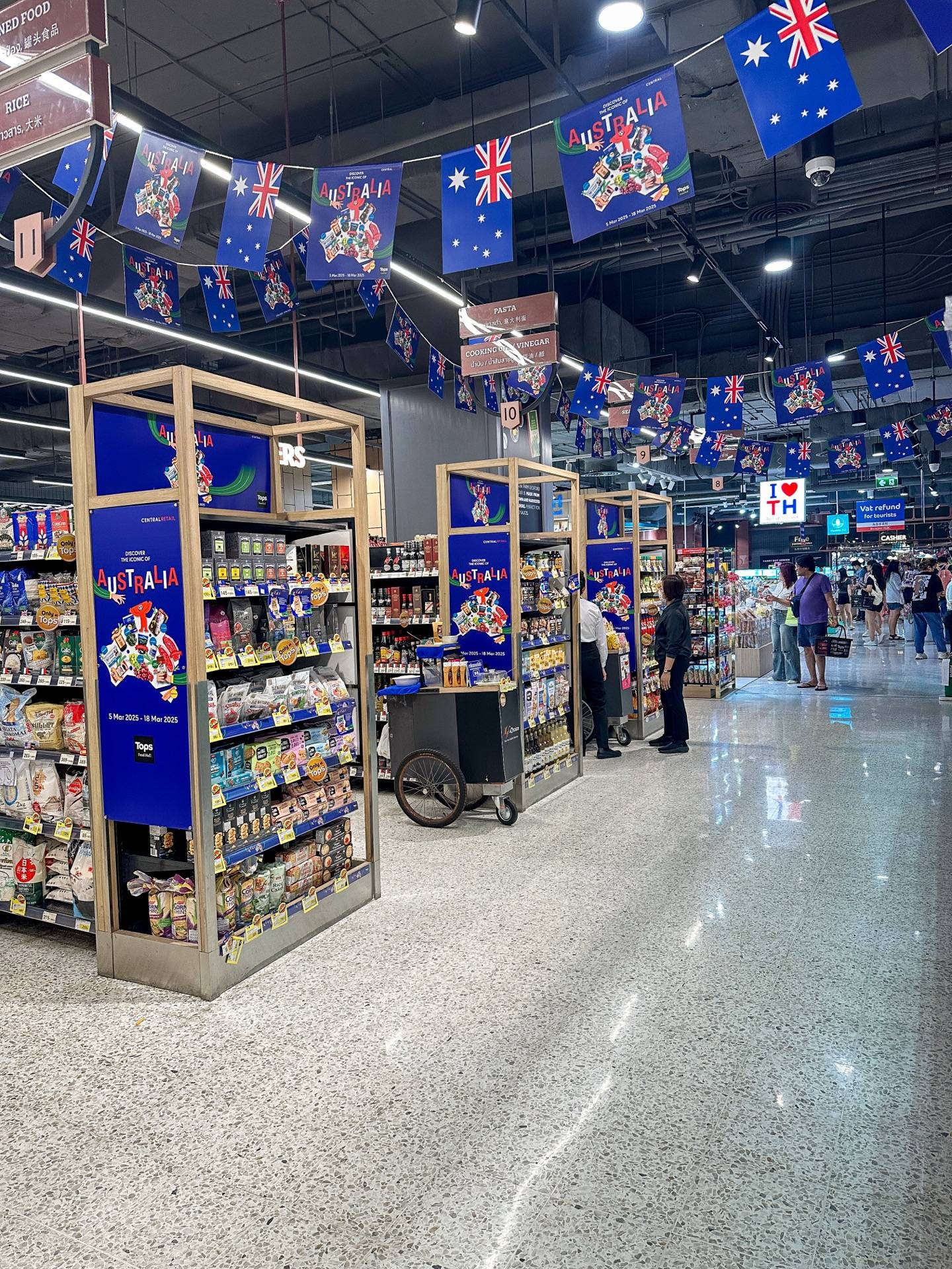 รีวิว Tops food hall @central world - มาแวะช้อปของเข้าบ้าน มีโปรลดเยอะดี