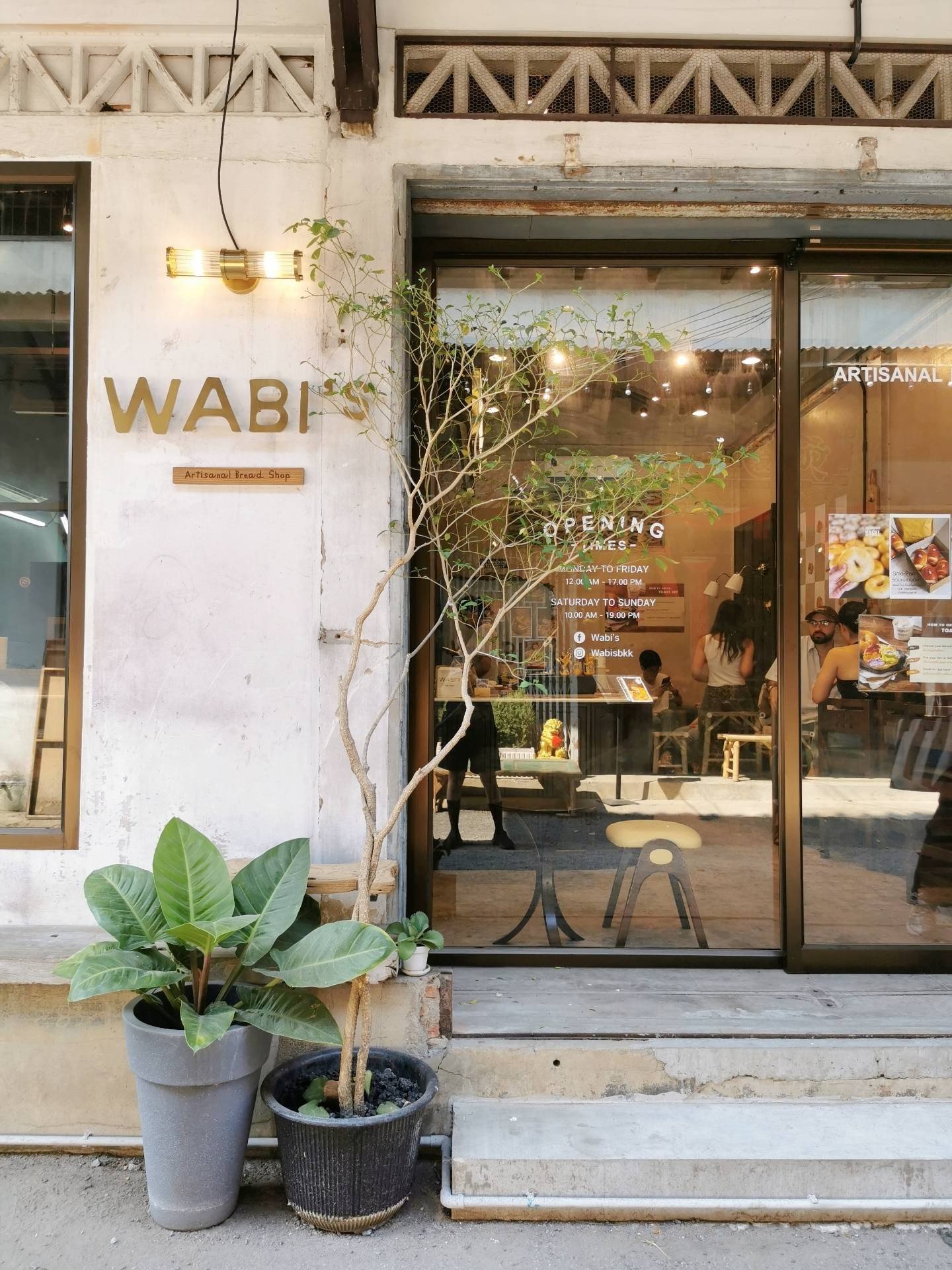 รีวิว Wabi’s at Songwat (สาขาทรงวาด) - - Wabi’s คาเฟ่ร้านขนมปังเบเกอรี่ ...