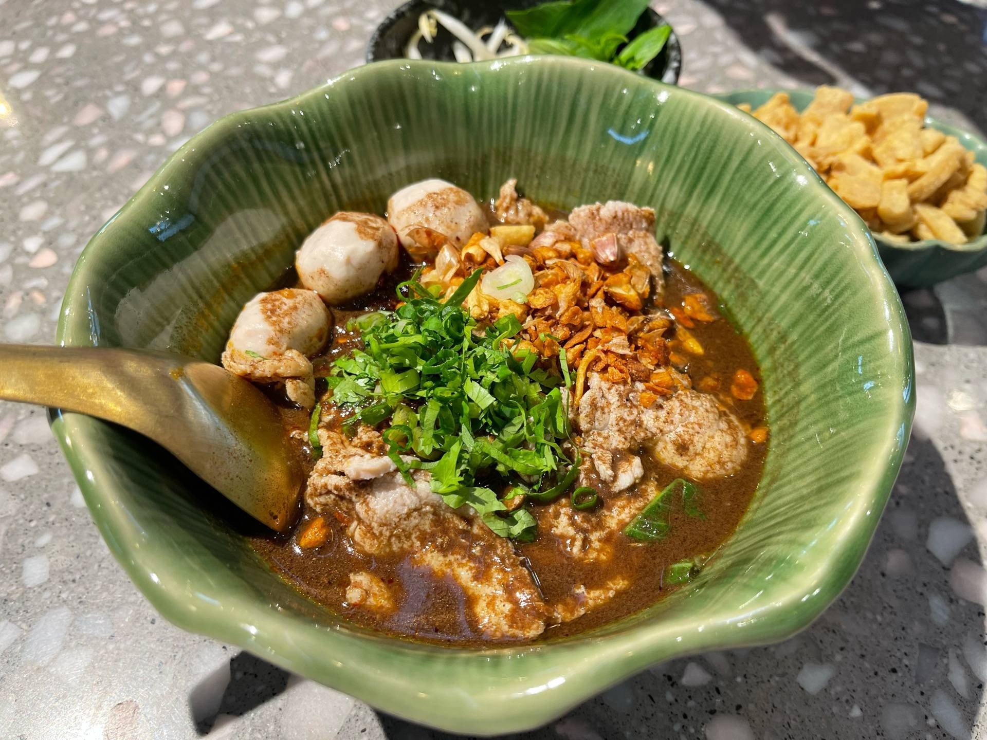 รีวิว ThongSmith ICONSIAM - ก๋วยเตี๋ยวเรือรสชาติดี