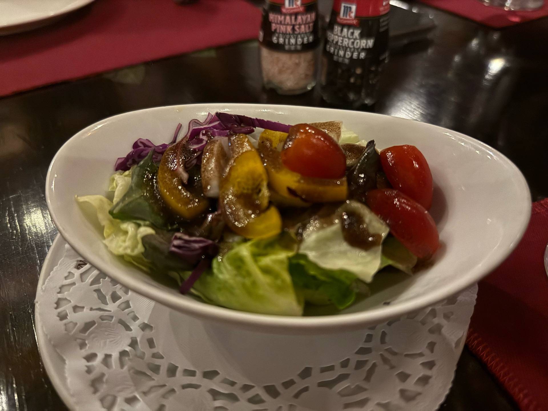 รูป Neil's Tavern Restaurant ร่วมฤดี (Ruamrudee)