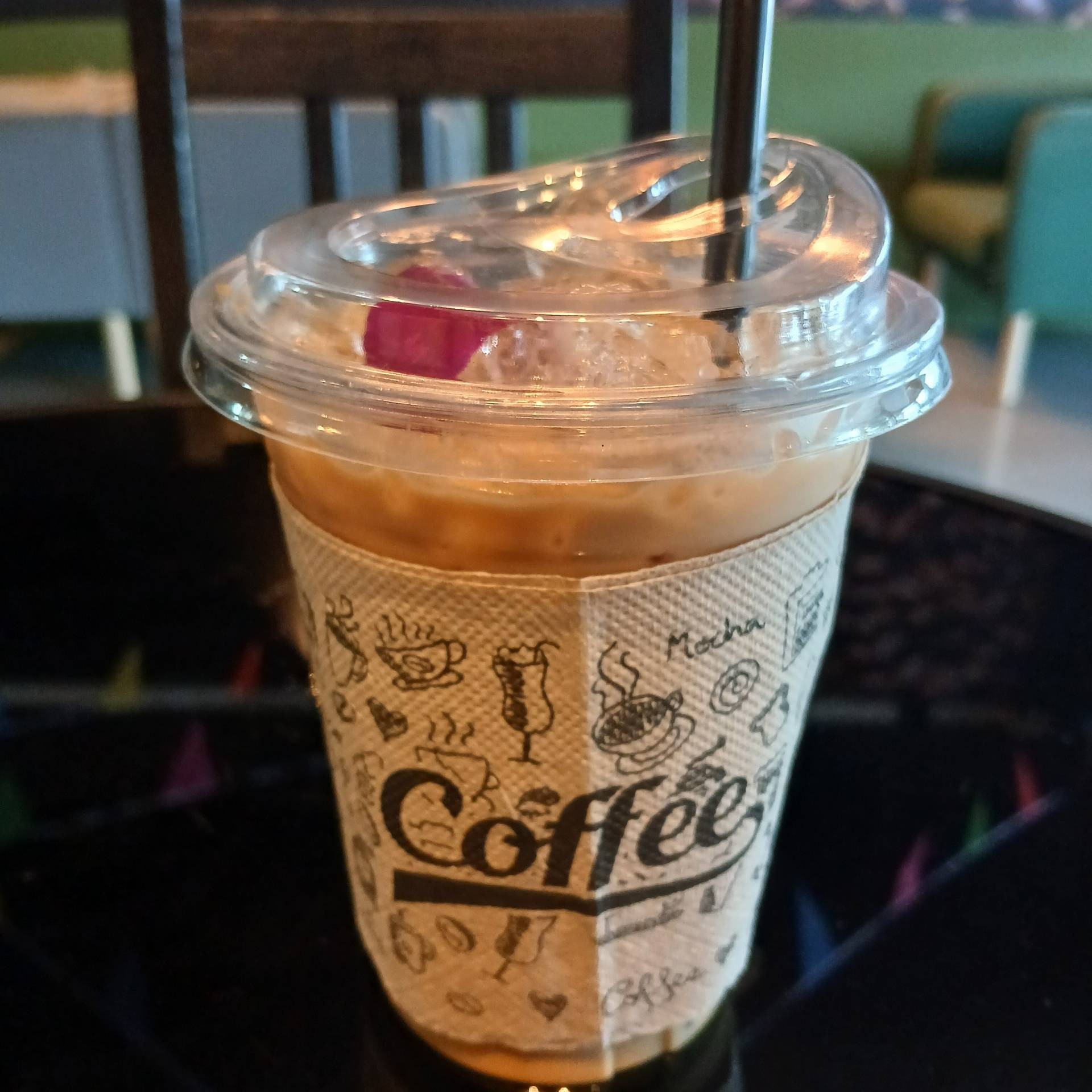 รีวิว Mike Coffee Paphayom - ร้านกาแฟในตลาดป่าพะยอม