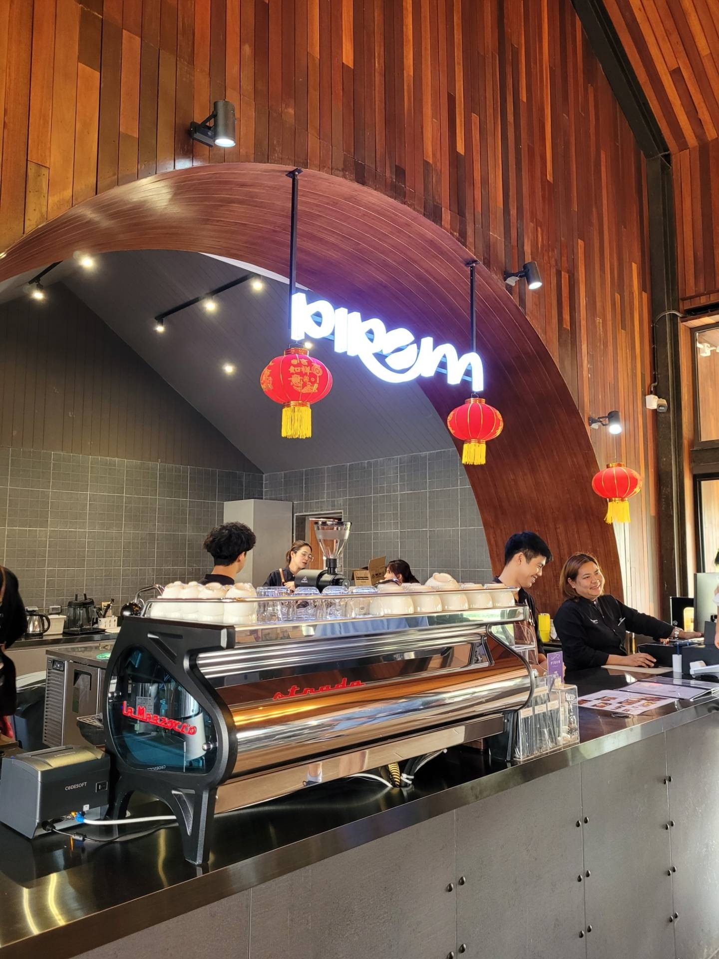 รูป Pirom Cafe