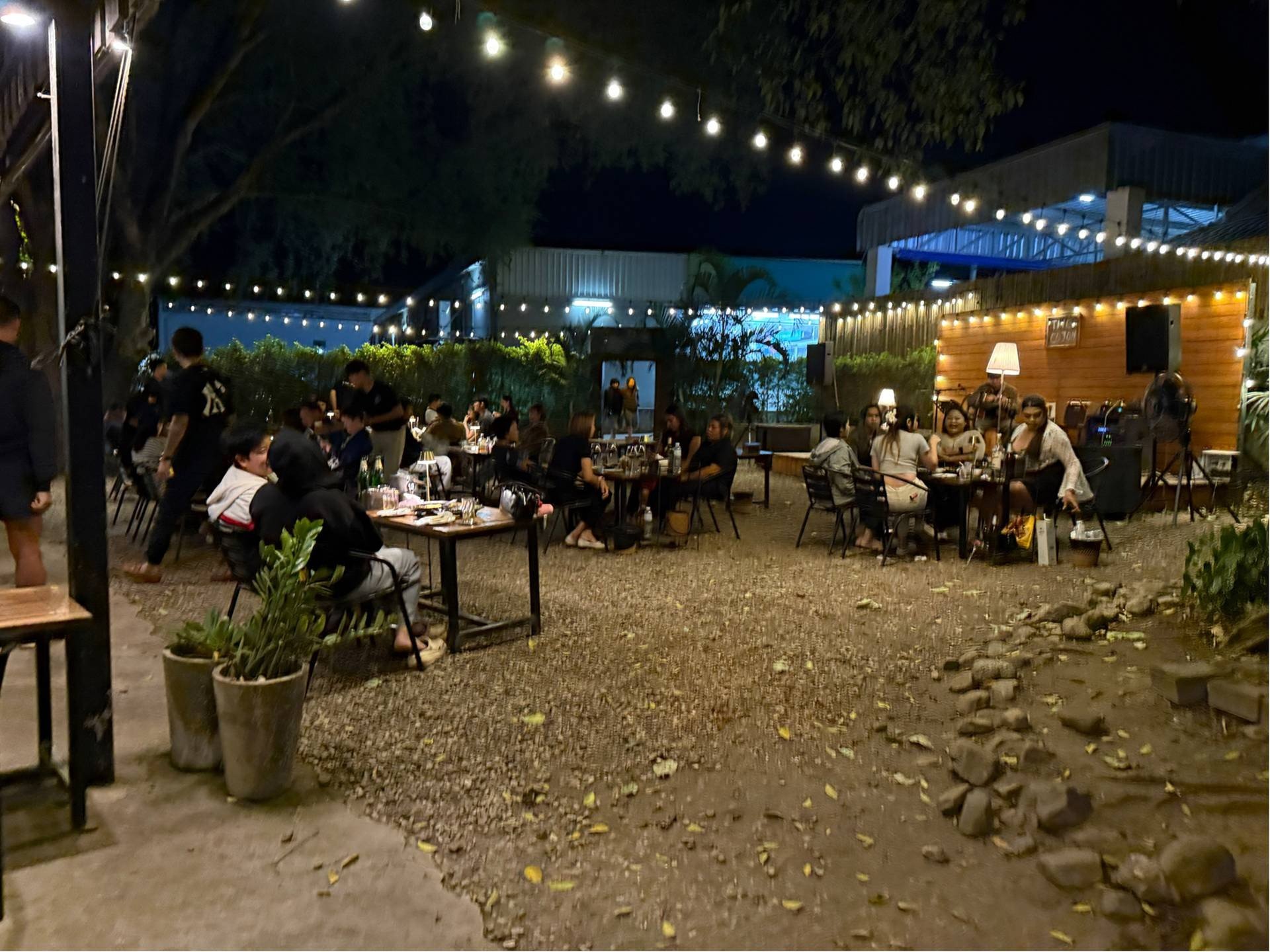 รีวิว The Cojon - ร้านชื่อดังในเชียงดาว