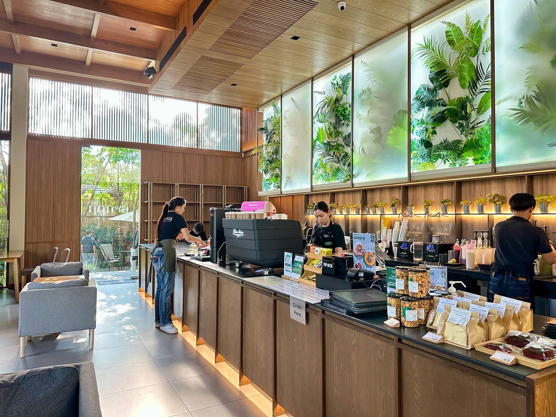 รูป ฤดูกาล คาเฟ่ Zone Cafe