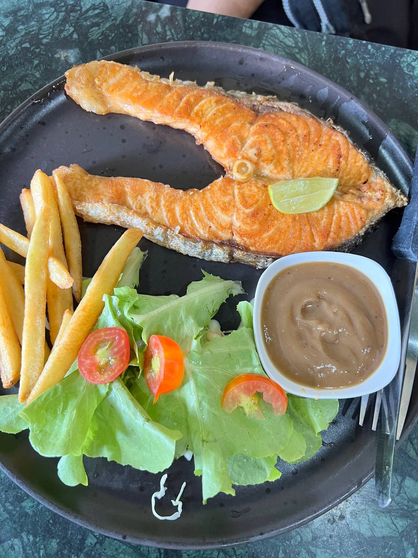 รีวิว The Secret Bar&Restaurant - คาเฟ่ จัดสวนสวย บรรยากาศดีๆ